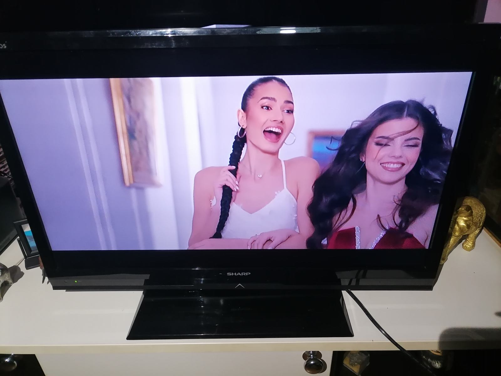 Led tv sharp LC-32LE144E +dostavo