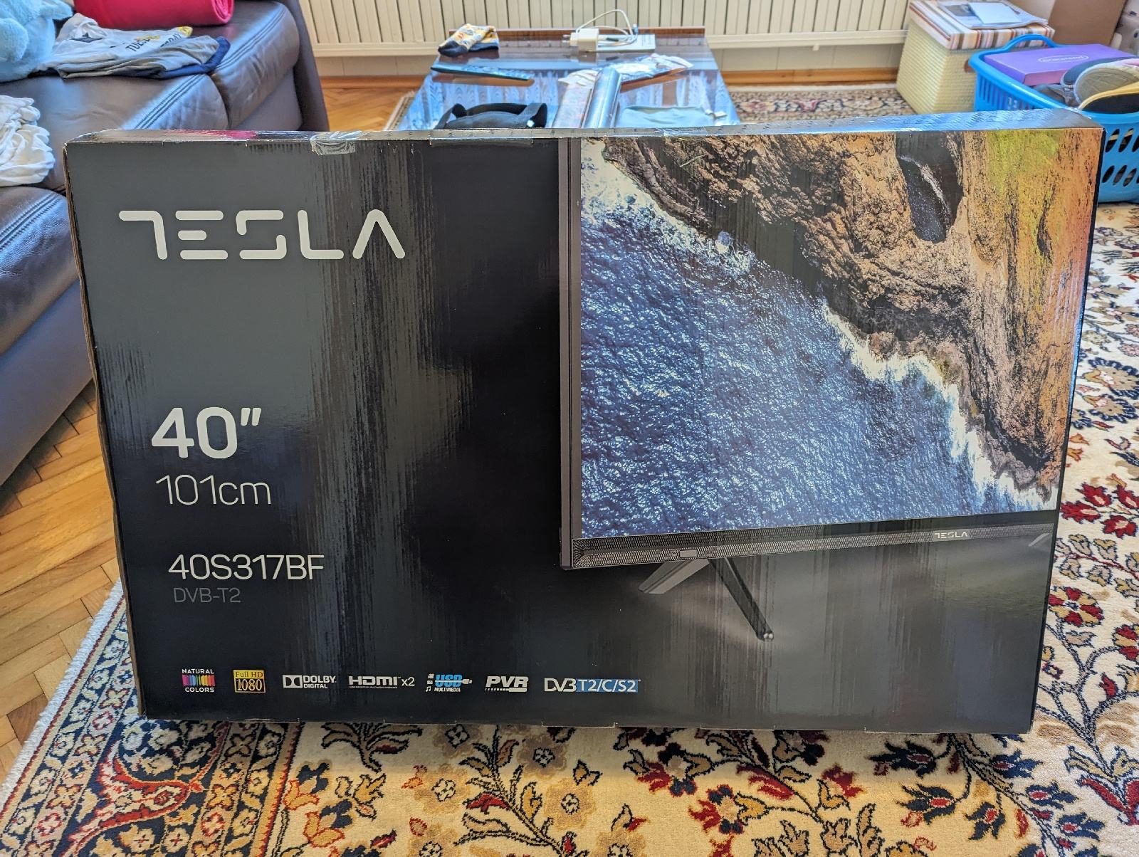 LED TV Tesla 40/101 cm (FullHD)