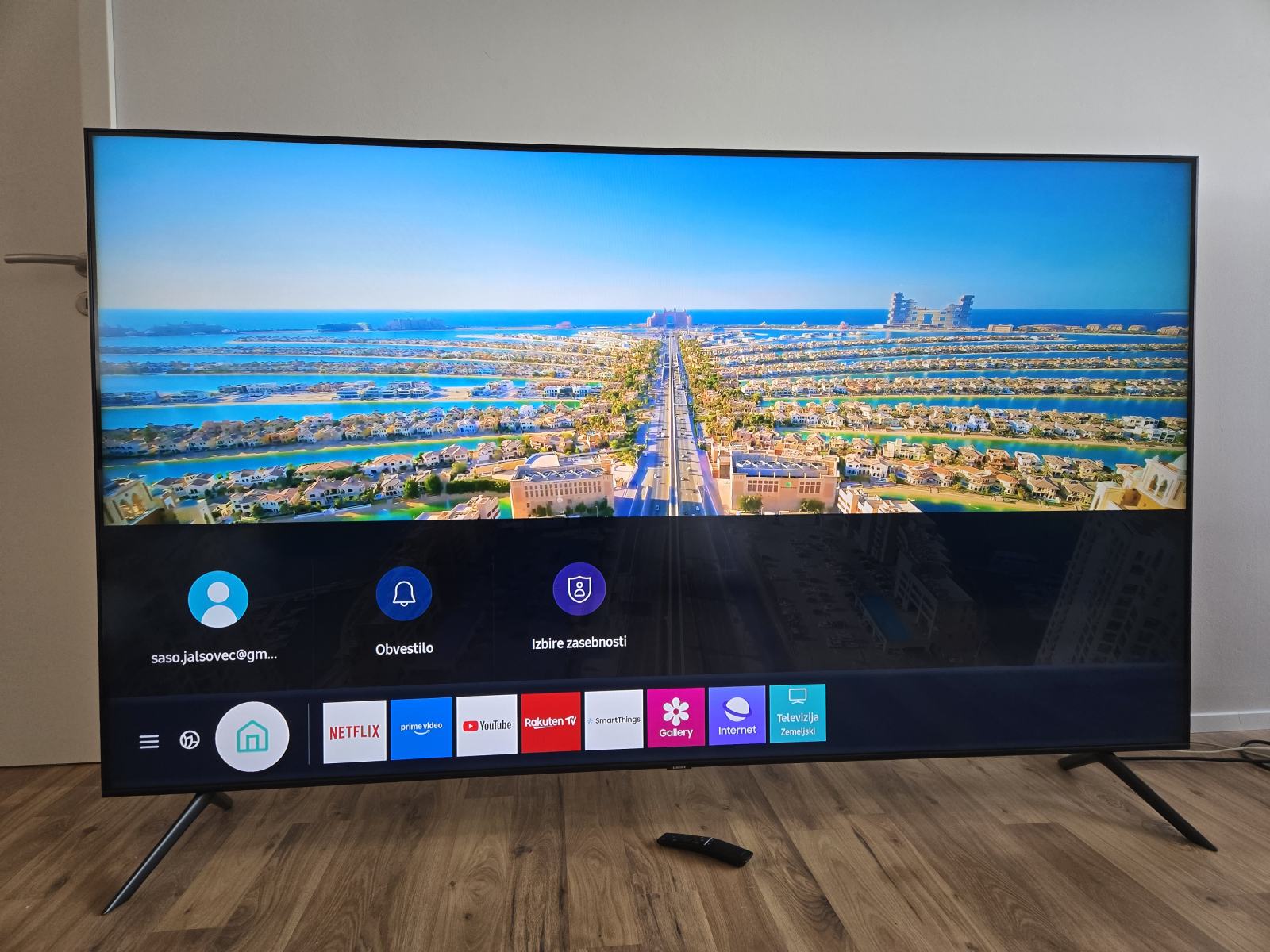 Samsung QLED smart TV 85