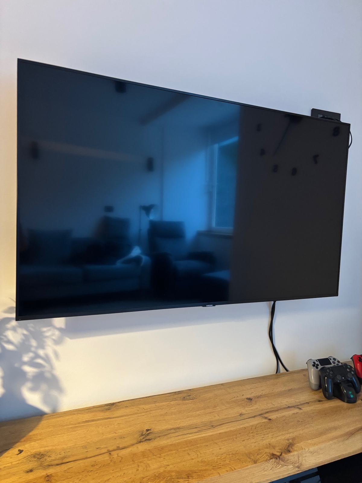 Samsung Smart TV 126 cm 4K UHD z nosilcem