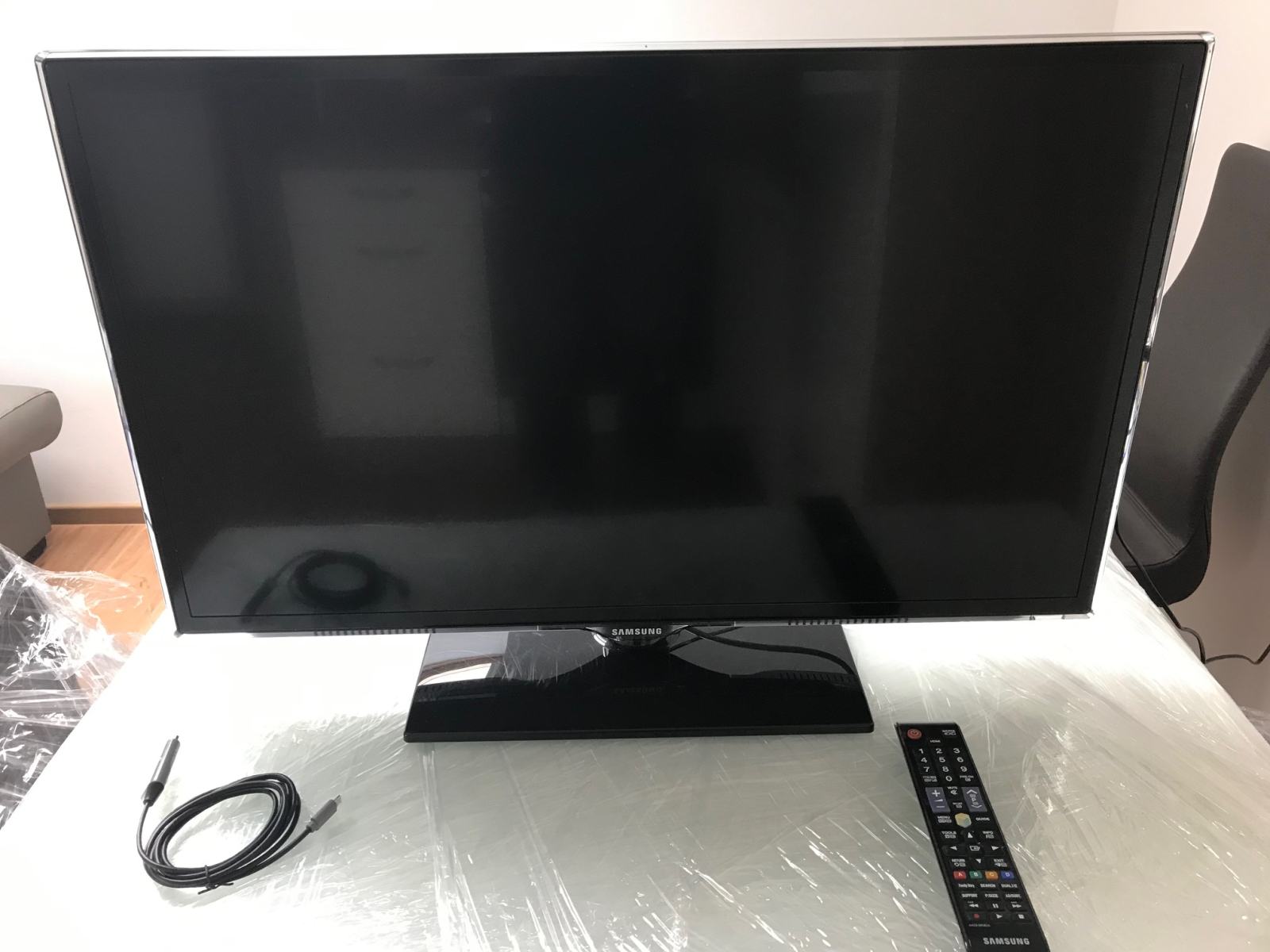 Samsung UE32ES5500W 81,3 cm (32) Full HD Smart TV (2015)