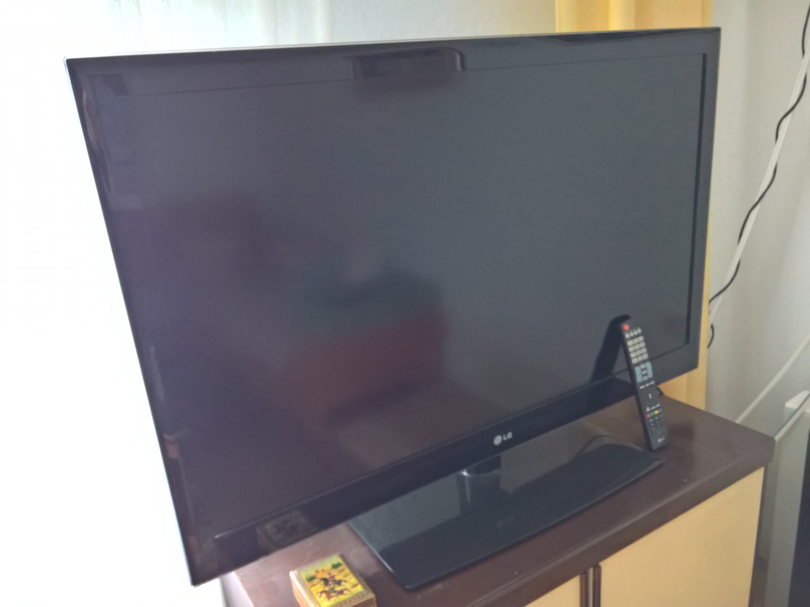 Televizor LG 42LE5300