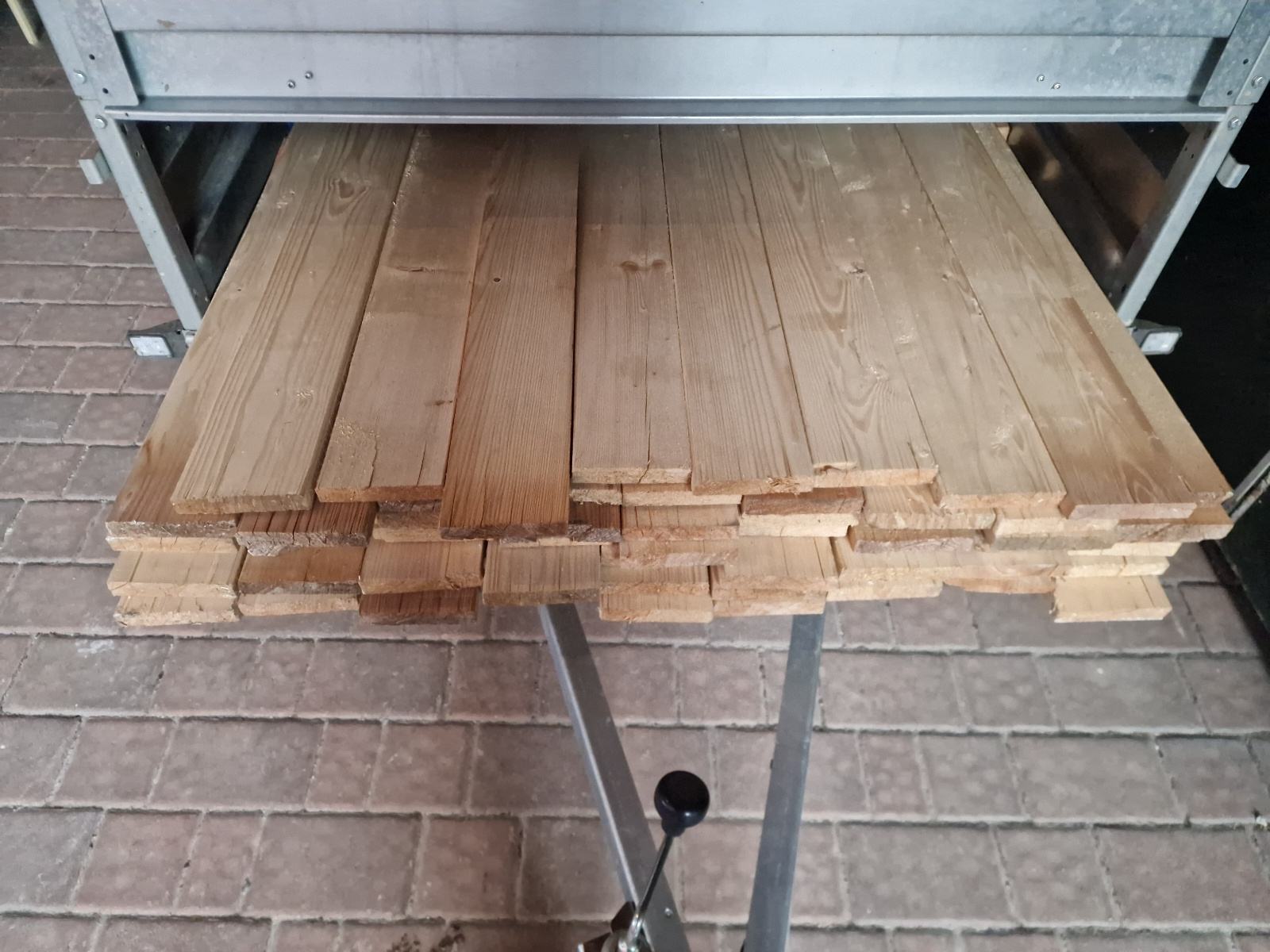 ladijski pod za teraso
