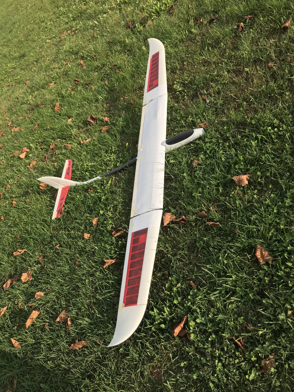 Letalo XENON 2,5m