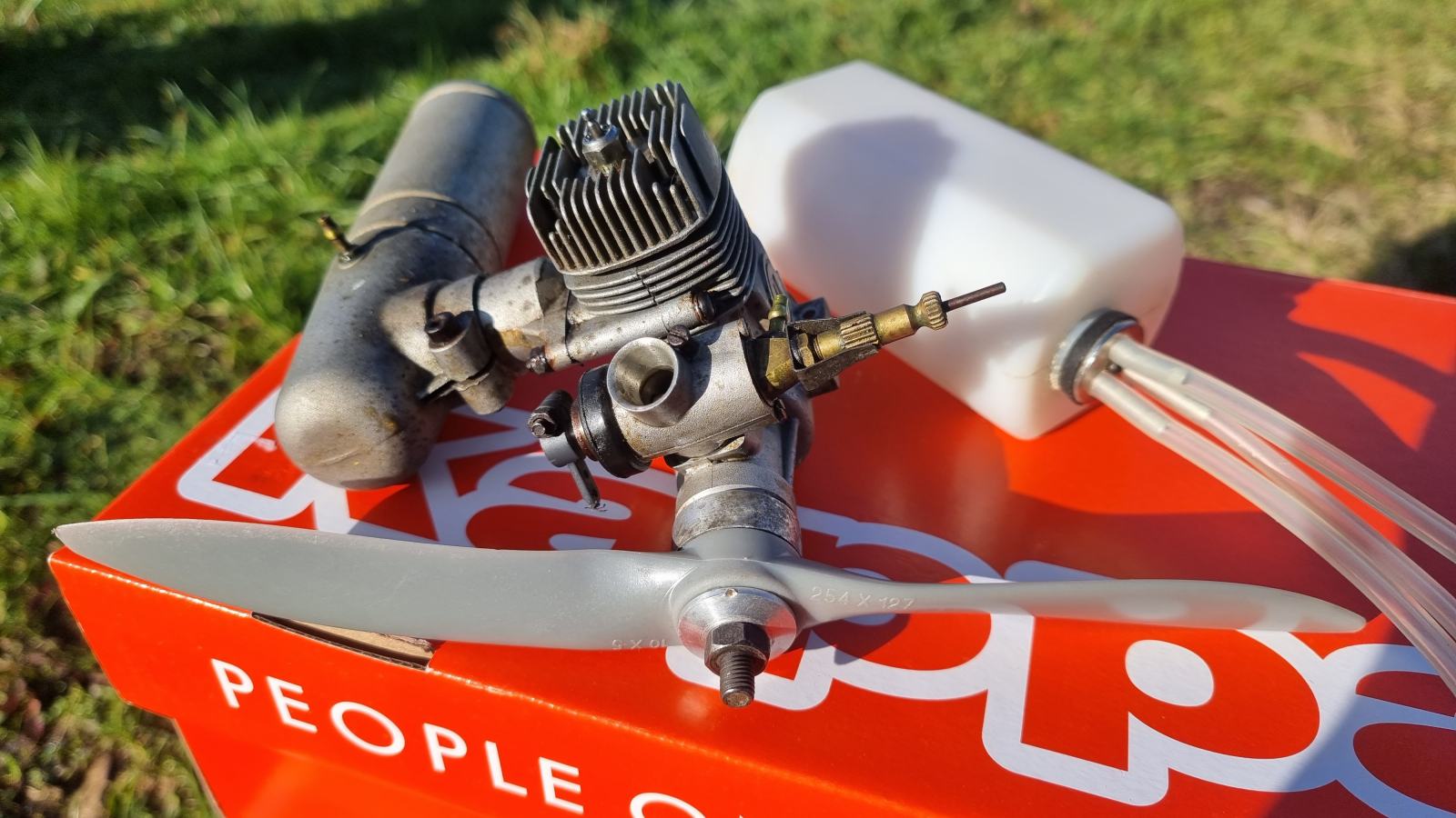 Letalski motor SUPER TIGRE 6,5 ccm