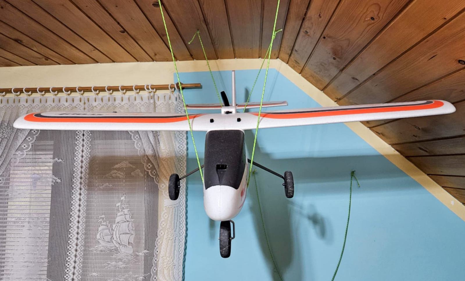 RC letalo Hobbyzone Aeroscout 1.1 RTF