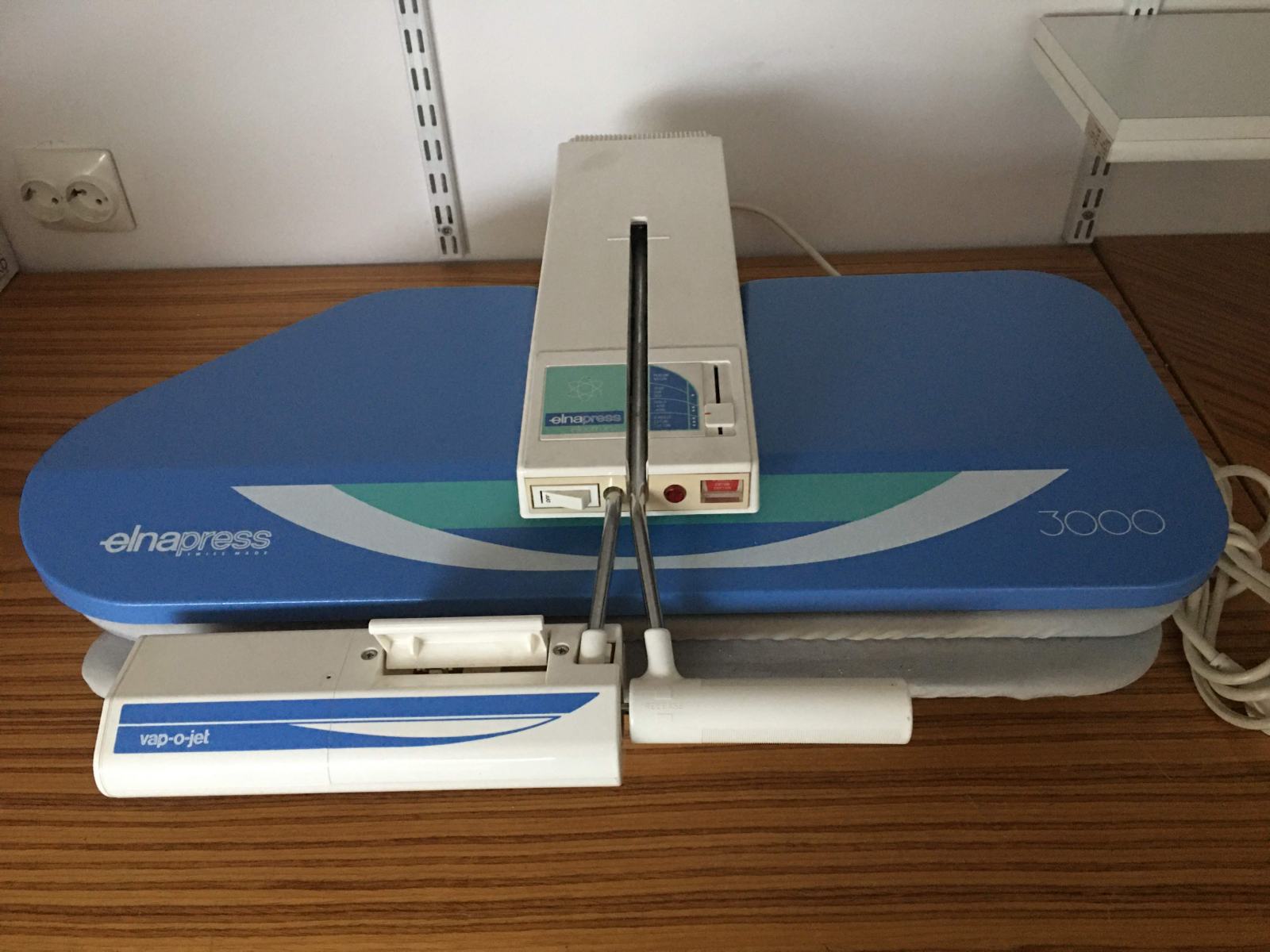 LIKALNA PREŠA ELNAPRESS 3000