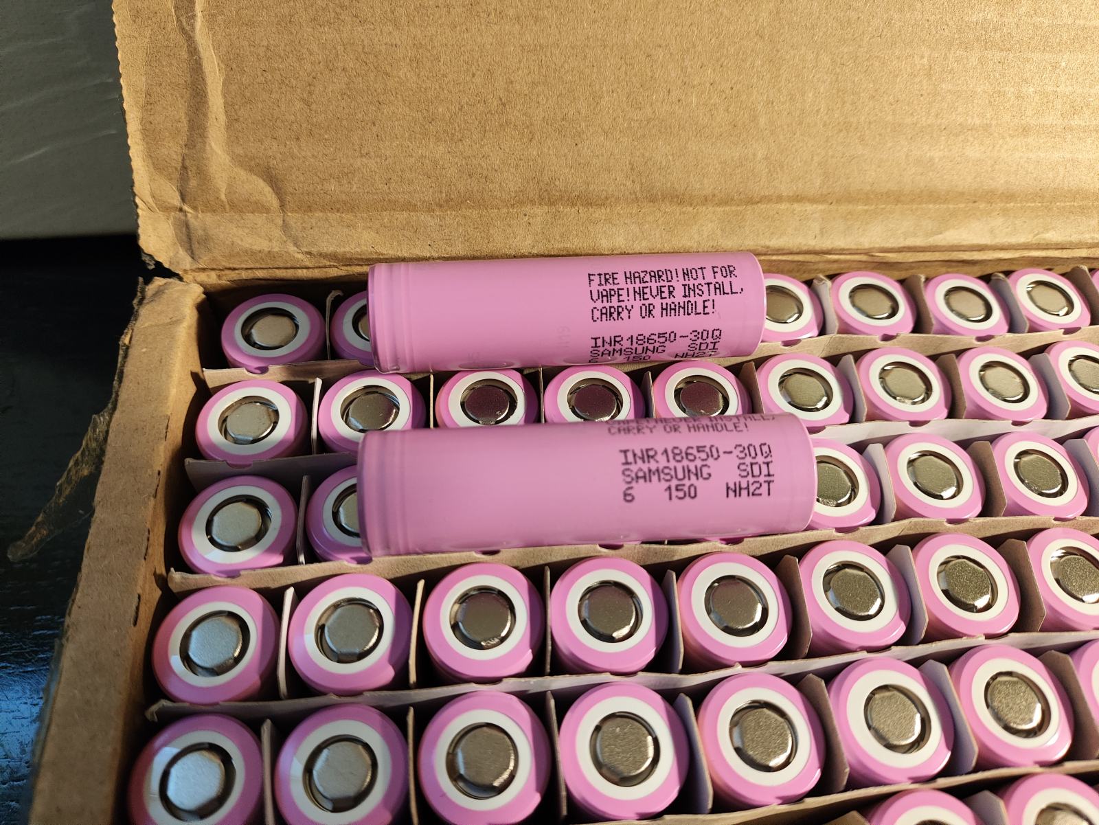 Samsung INR18650 30Q 3000mAh - 15A baterija celica