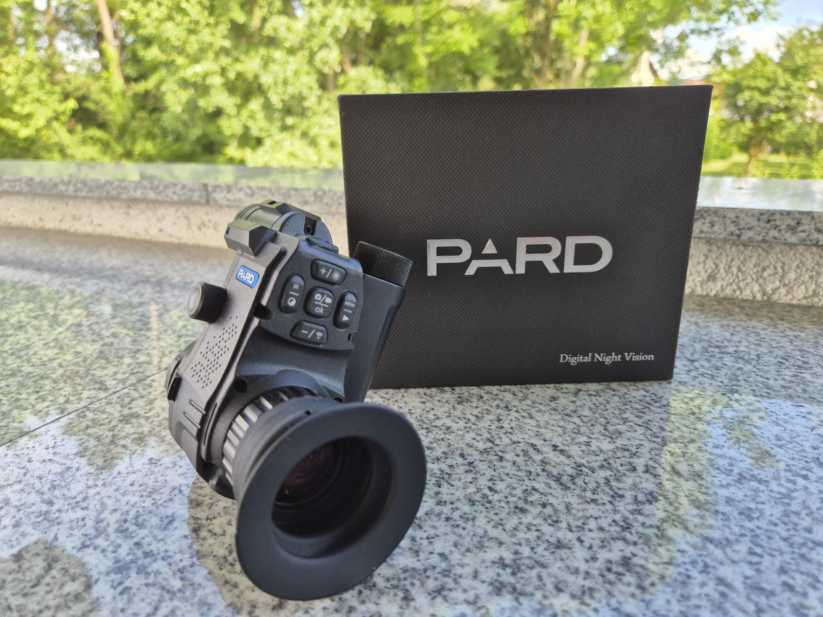 Nočni nastavek Pard 007S