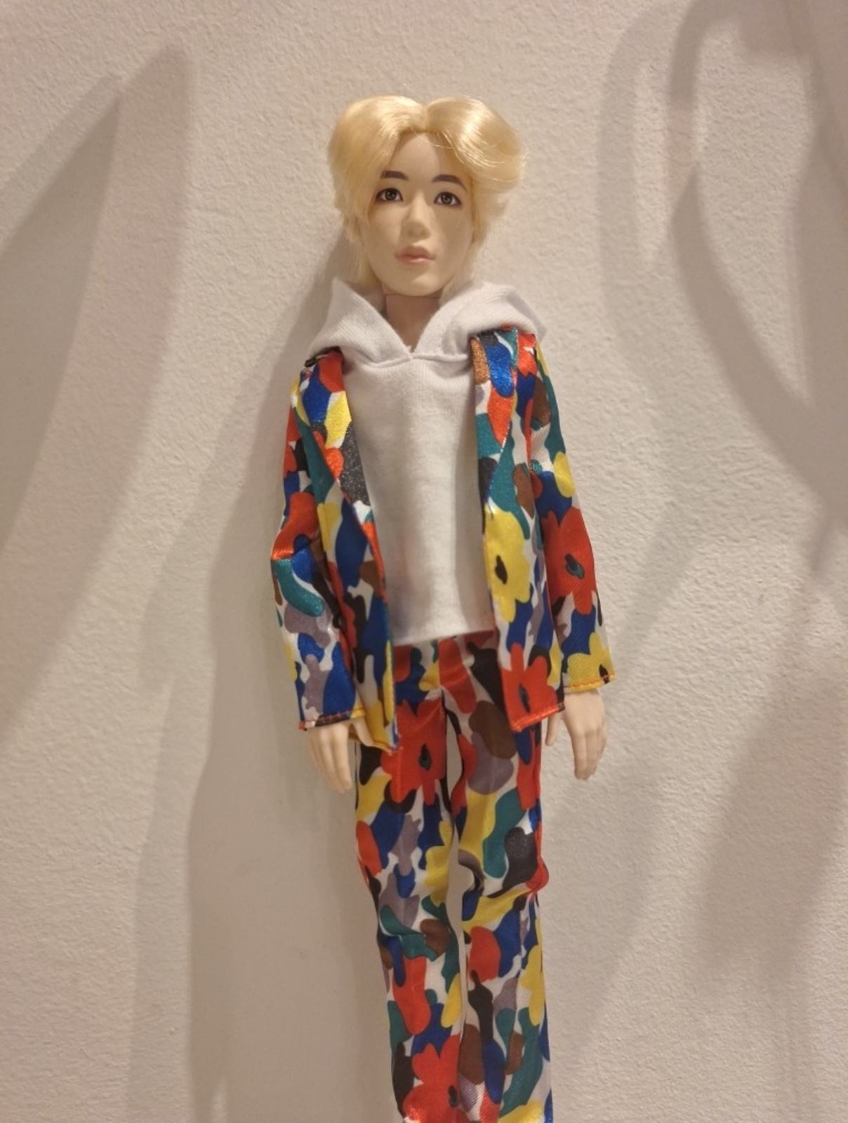 BTS barbie lutka Jin