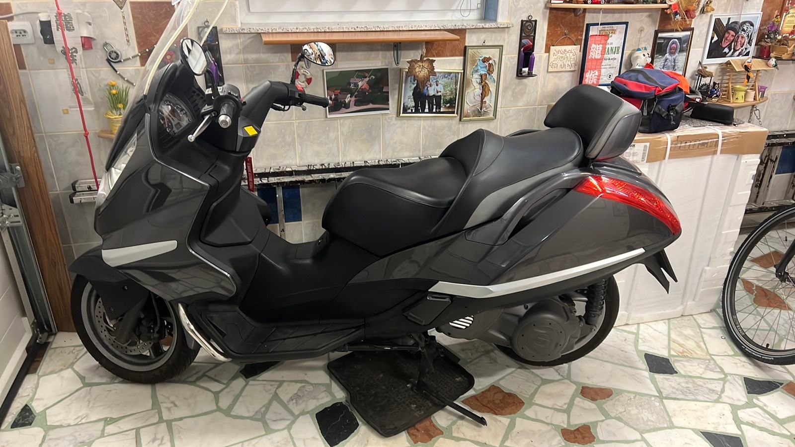 Aprilia Atlantis 500 cm3, 2003 l.