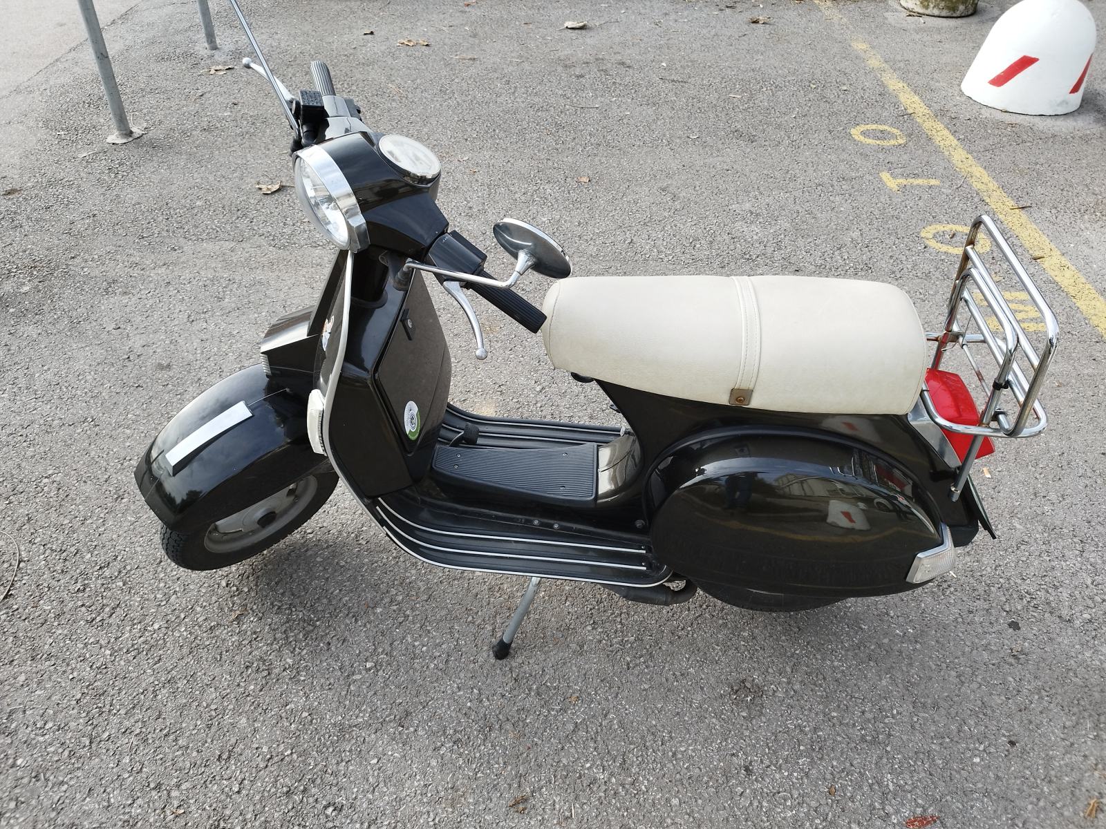 LML Piaggio Vespa Starr Deluxe 150 cm3, 2012 l.