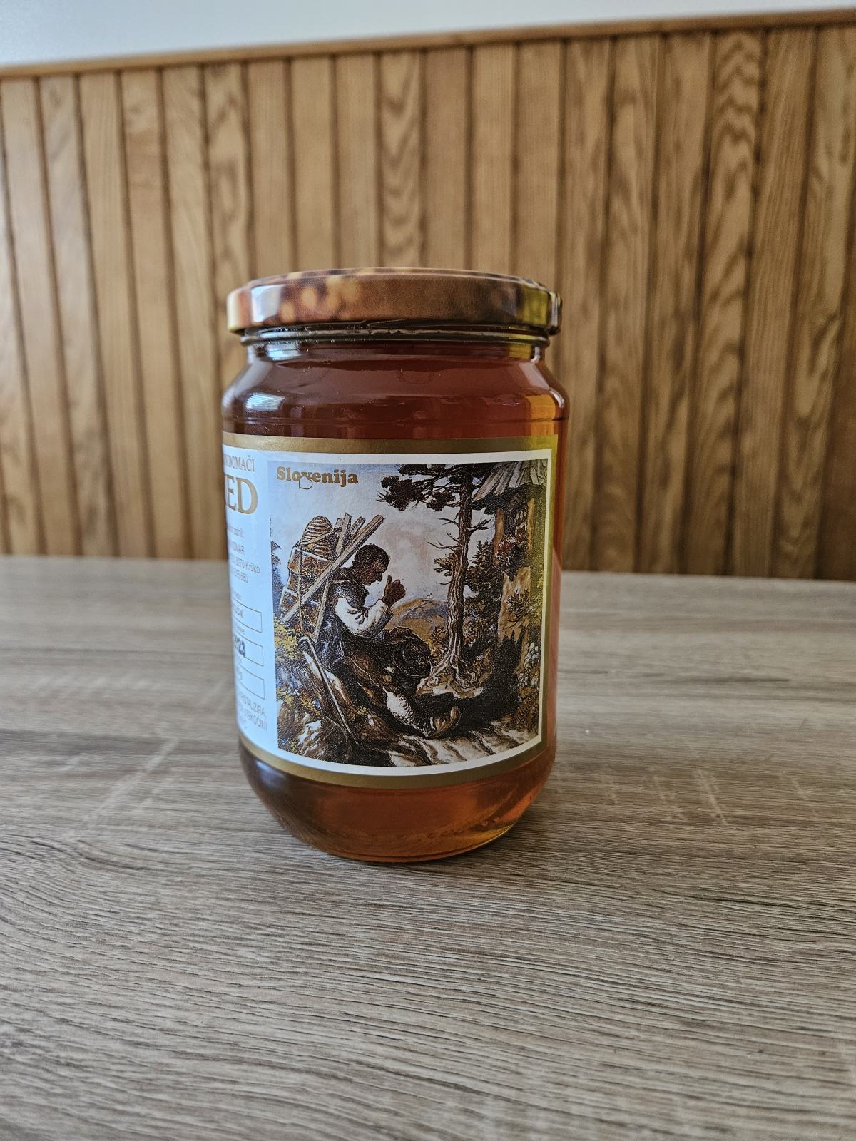 MED - naravni domači med