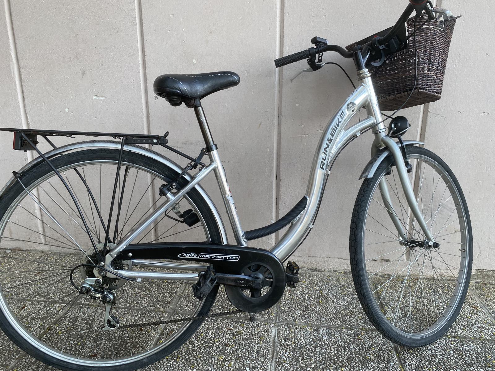 Mestno kolo 28” Manhettan Run& bike zensko-mosko 6 prestav Al