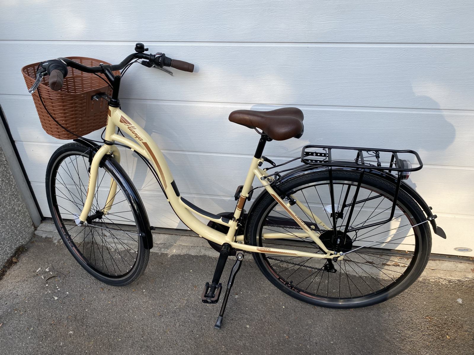 Mestno zensko mosko kolo Alanya 28” prestav 21 Shimano novo