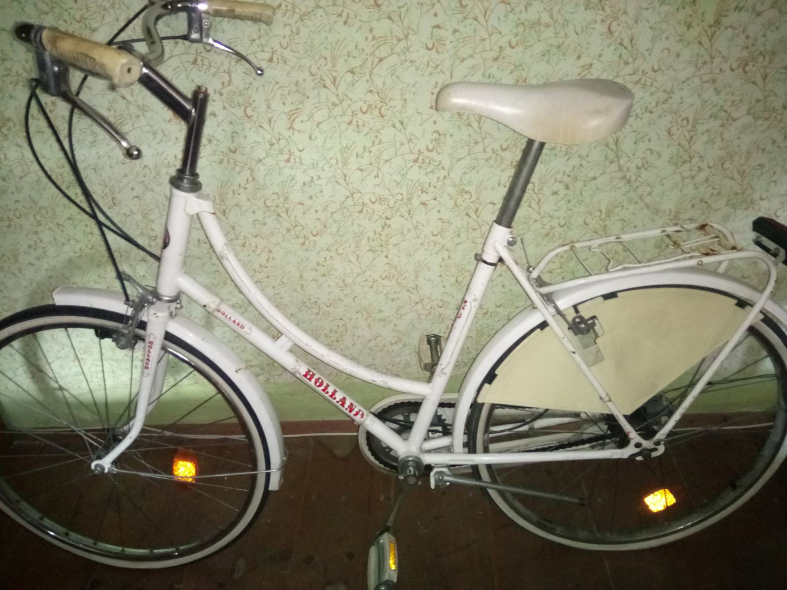 Zensko kolo 24col Holand