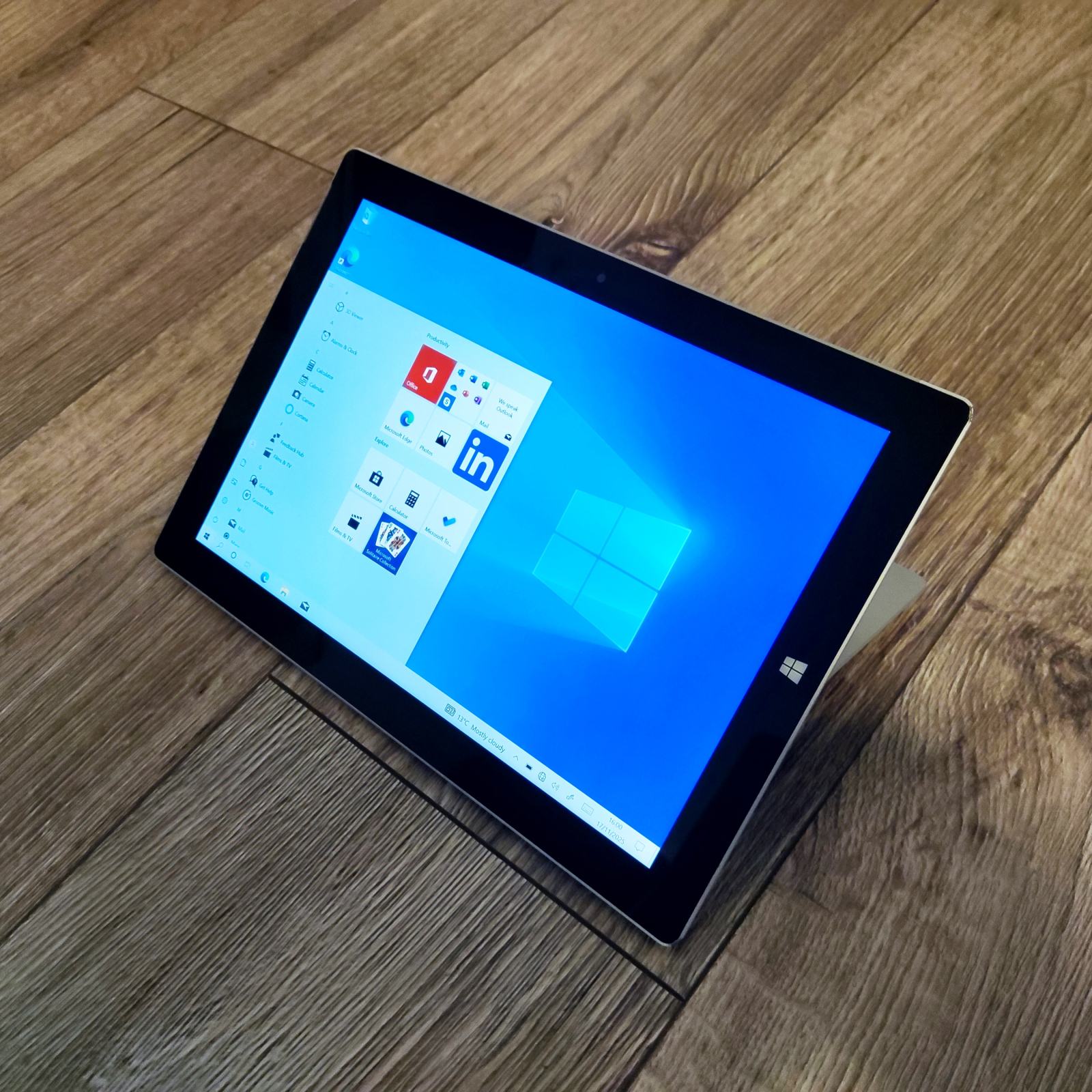 Microsoft surface 3, win 10, tablica-racunalnik