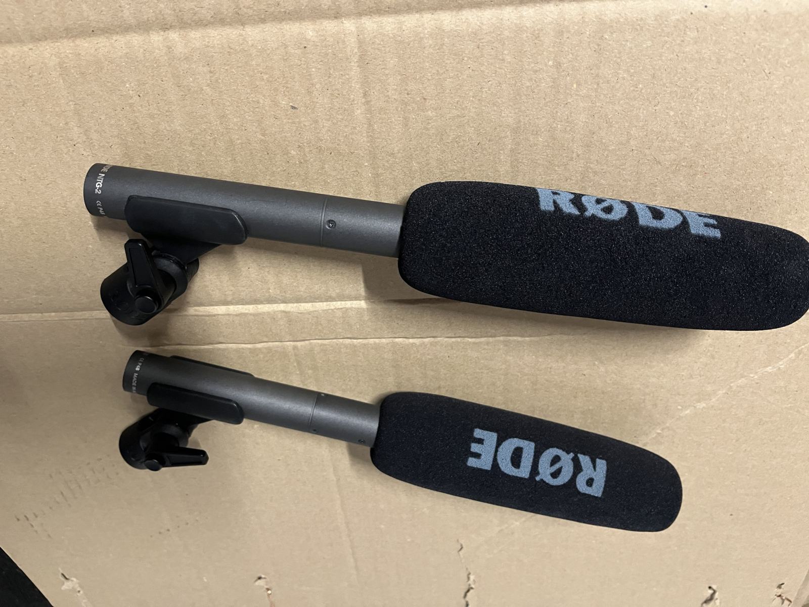Rode NTG-2 shotgun mikrofon