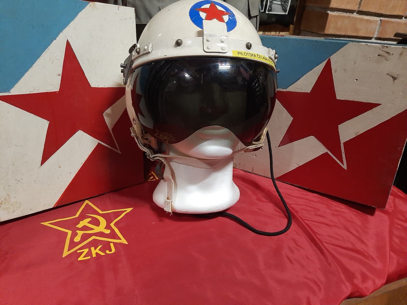 JNA čelada pilotska PK-07 za GALEBA proizv. LIBIS Ljubljana