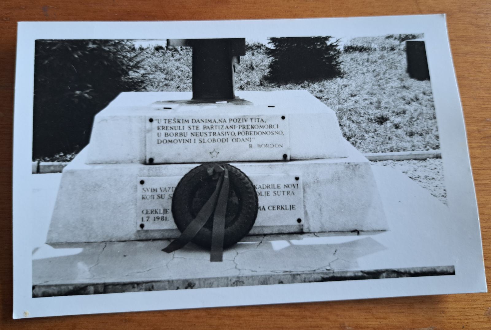 Spomenik avijatičarima NOVJ - Cerklje Slovenija
