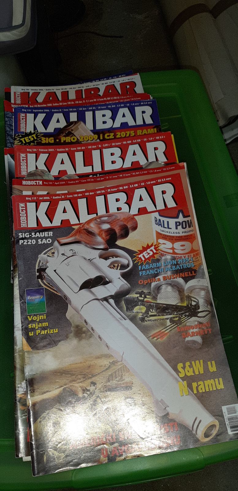 STARA REVIJA KALIBAR PIŠTOLA -PUŠKA OROŽJE