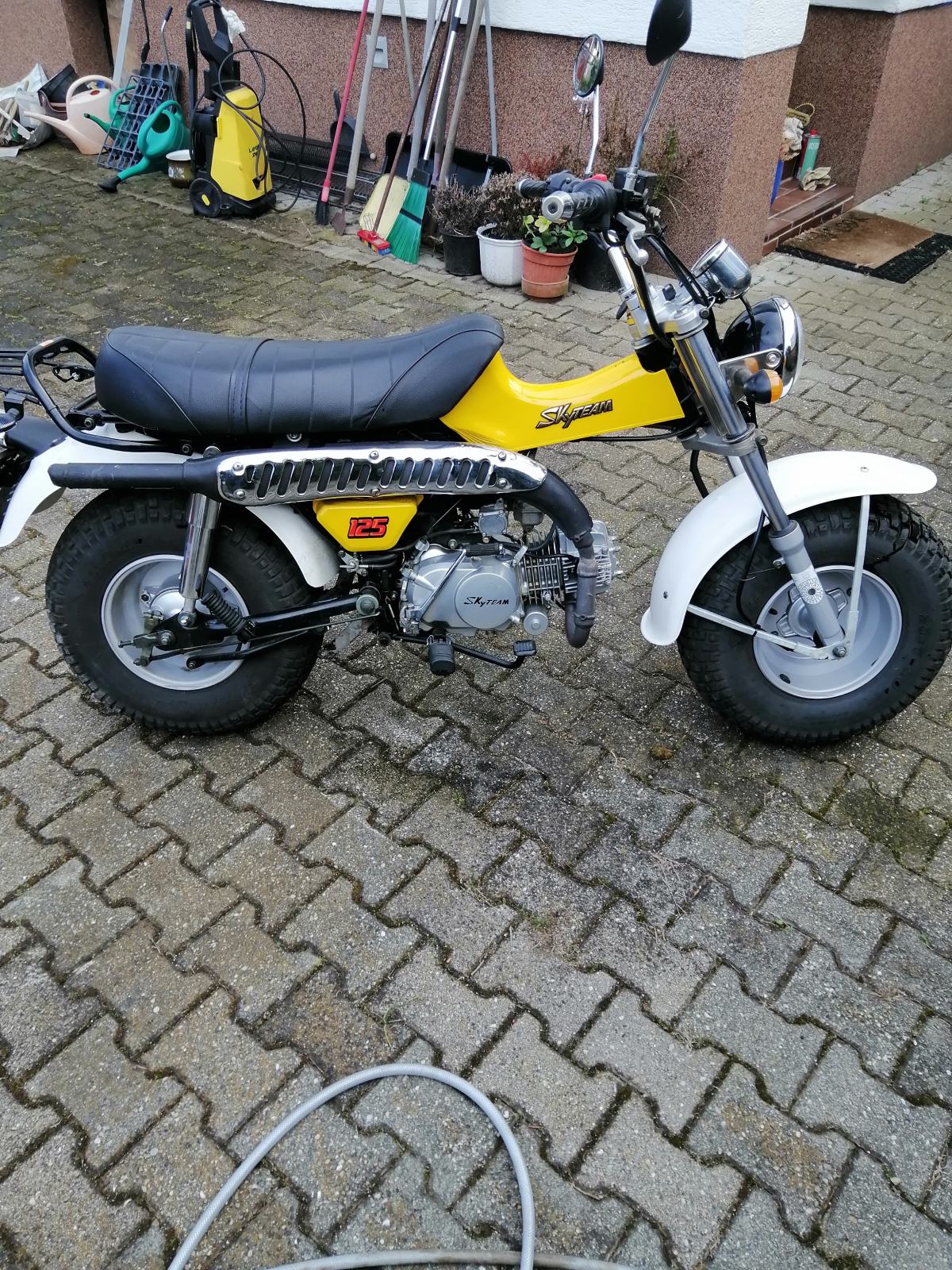 Sym T Rex 125 4T 124 cm3, 2015 l.