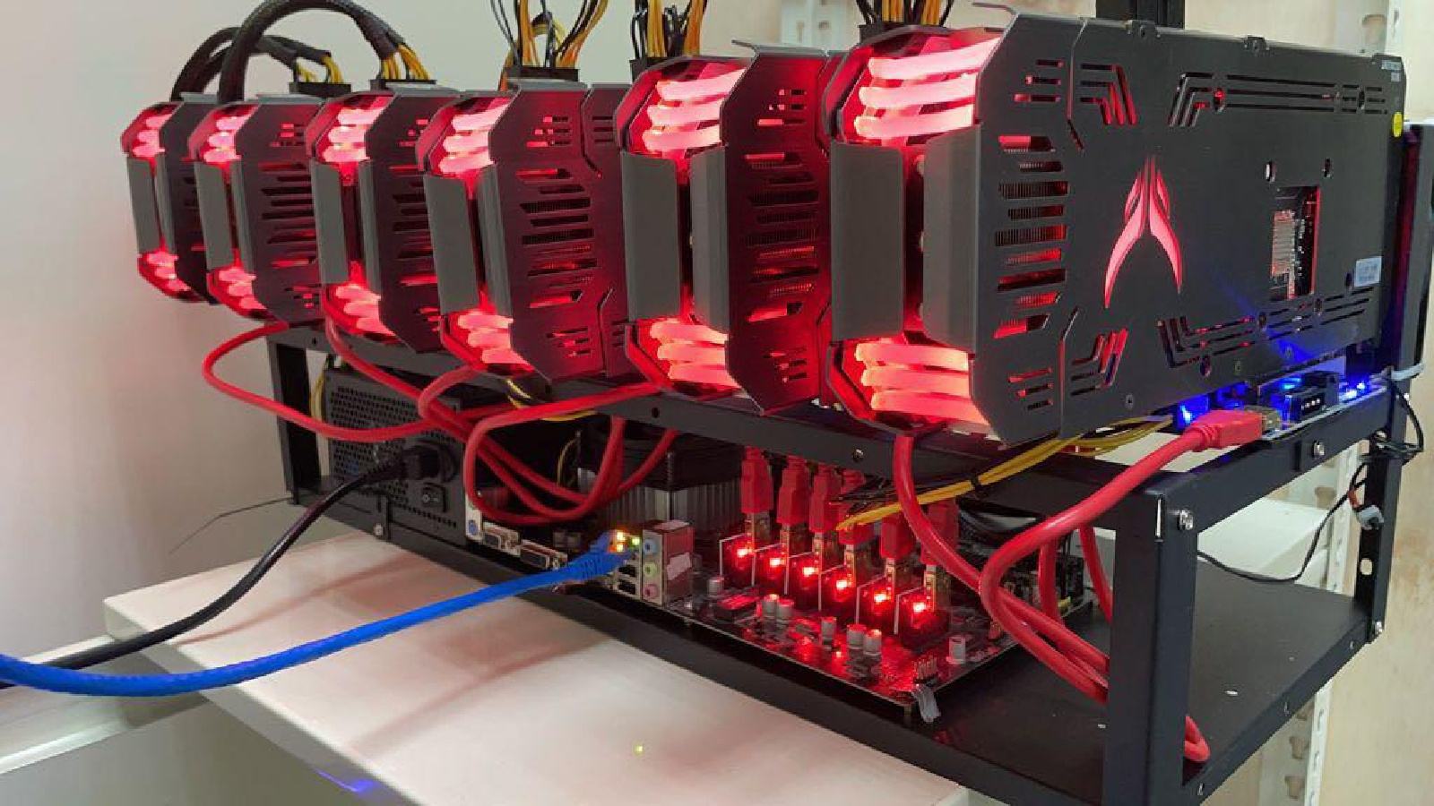 Mining rig 6x6700xt 12gb Power color . 290mh/s samo 640w
