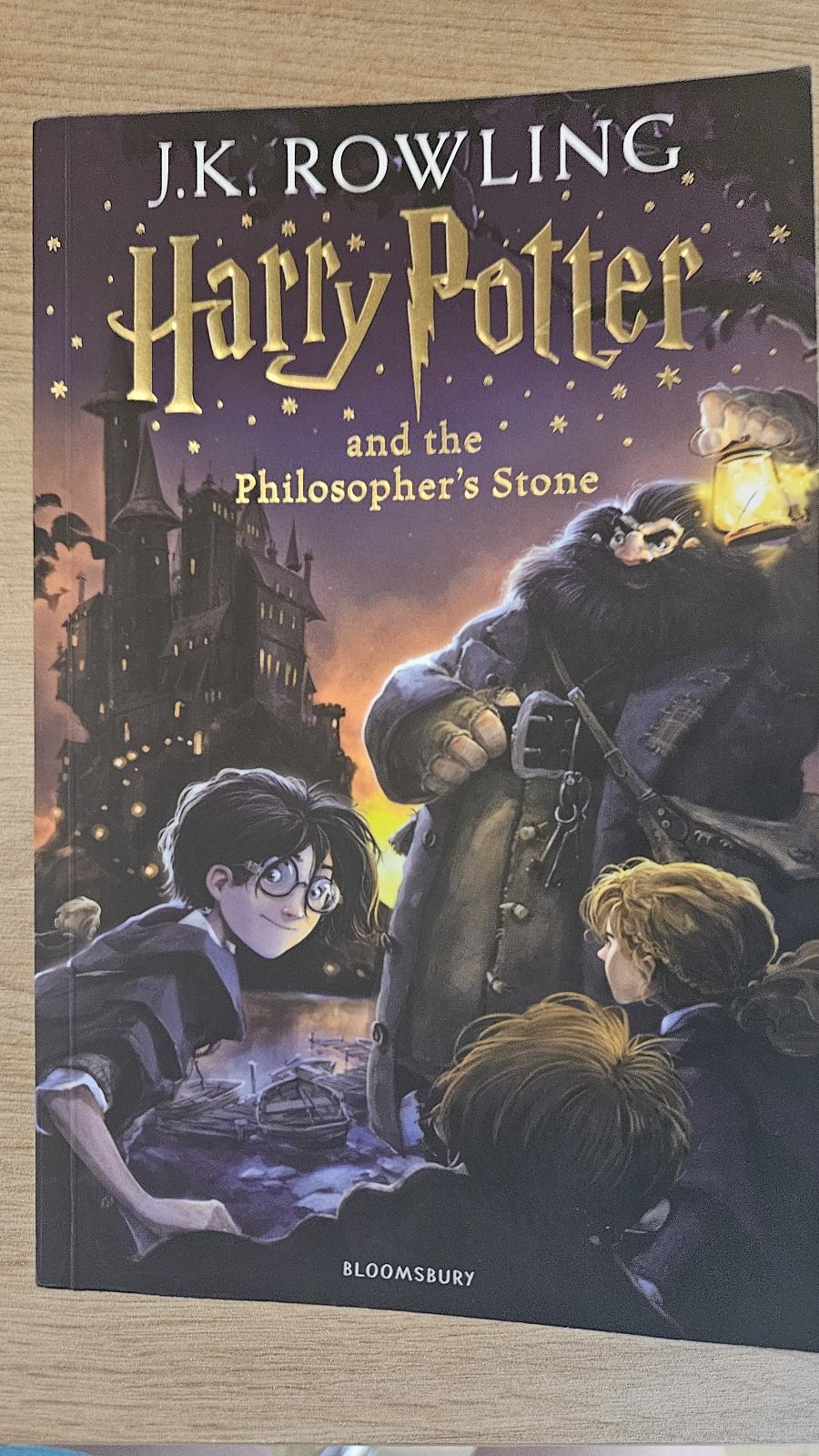 Harry Potter and the Philosophers Stone, 1.del v angleskem jeziku