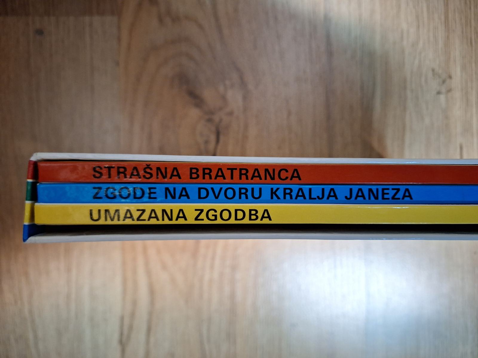 SLAVKO PREGL STRAŠNA BRATRANCA, UMAZANA ZGODBA, ZGODE NA DVORU KRALJA