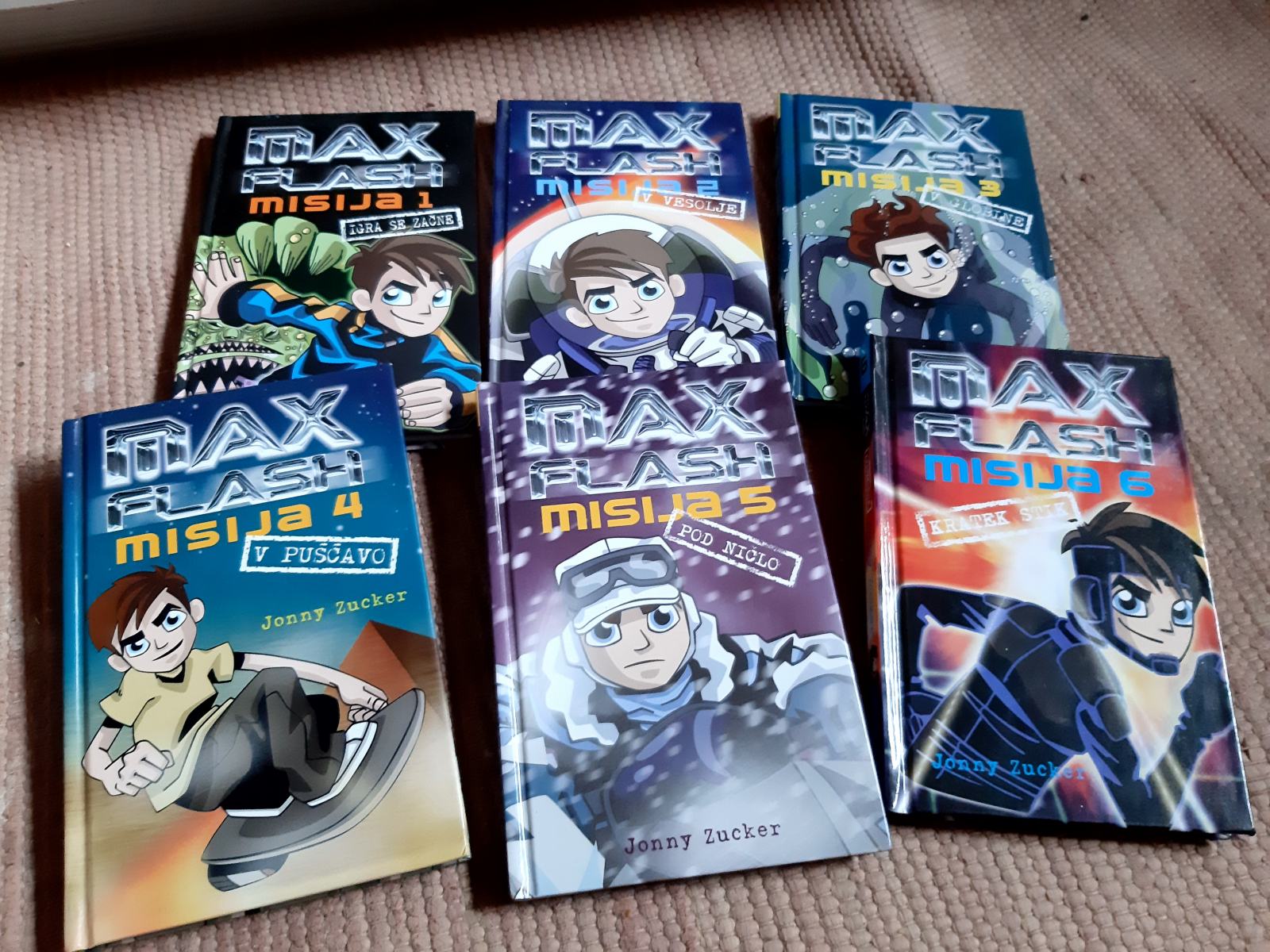 Zbirka knjig Max Flash