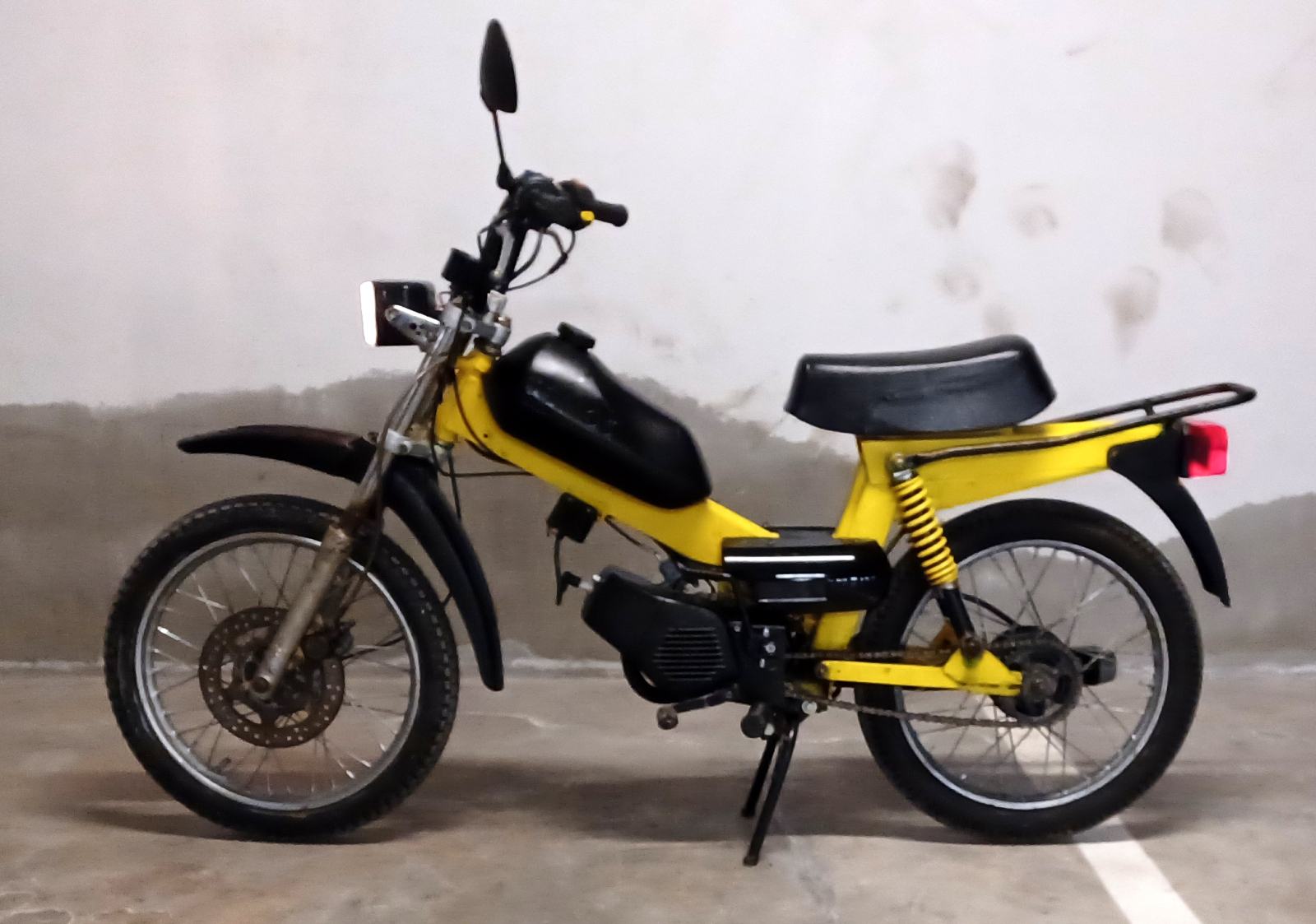 Tomos APN 49 cm3, 2000 l.