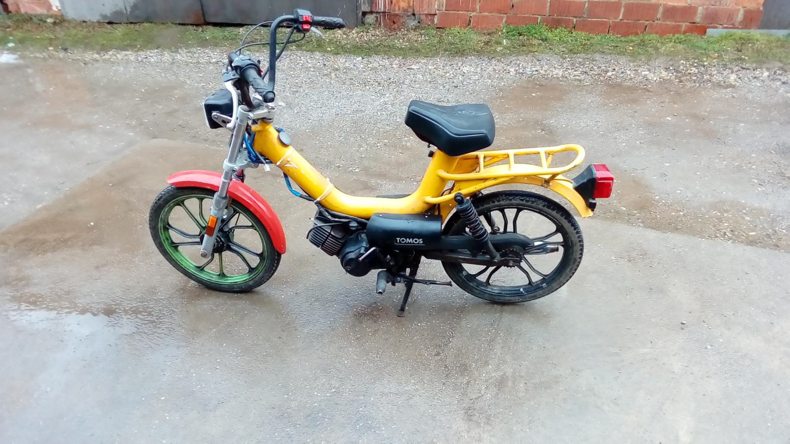 Tomos fexer 49 cm3, 2005 l.