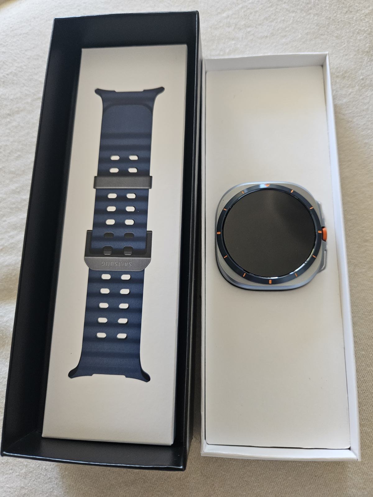 Samsung Galaxy watch ultra 2025 blue