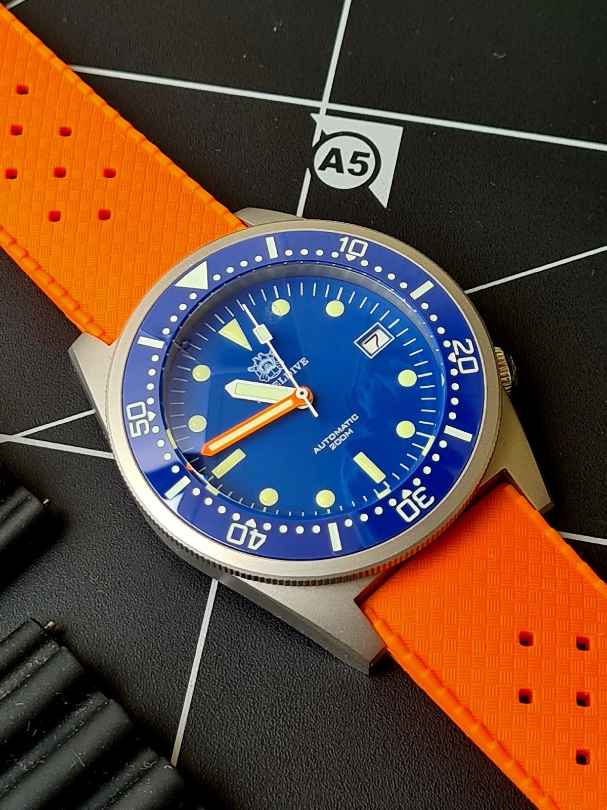 Ura Steeldive SD 1979 50 atmos