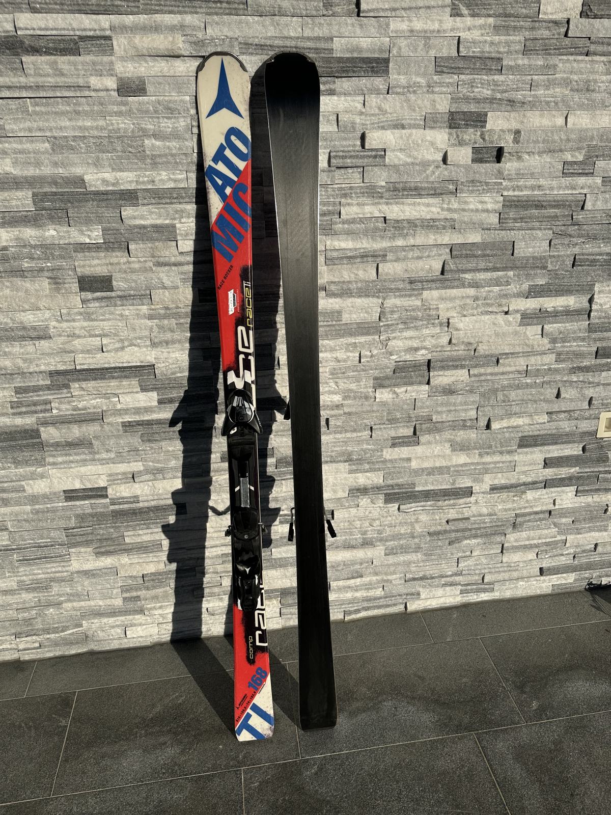 Atomic 169cm, dobro ohranje R15, pancarji head št. 42