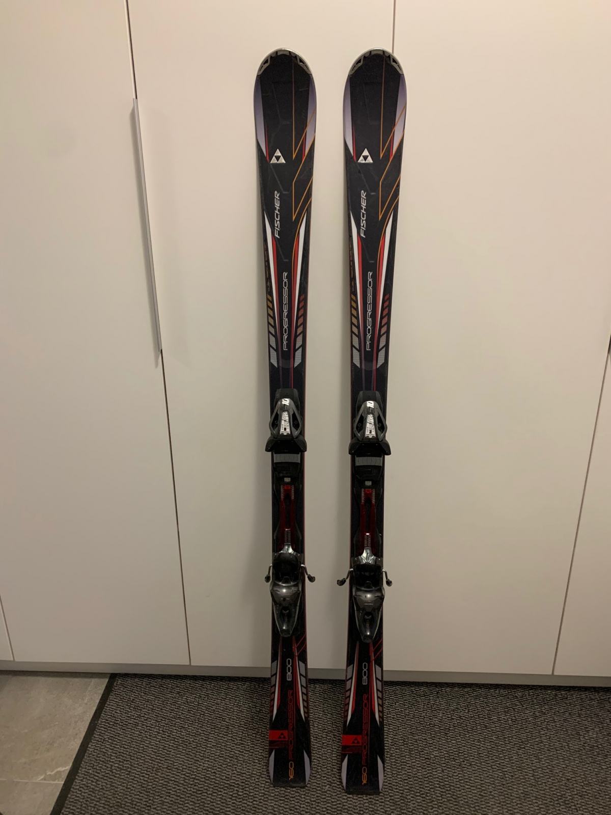 FISCHER PROGRESSOR 800 160 cm