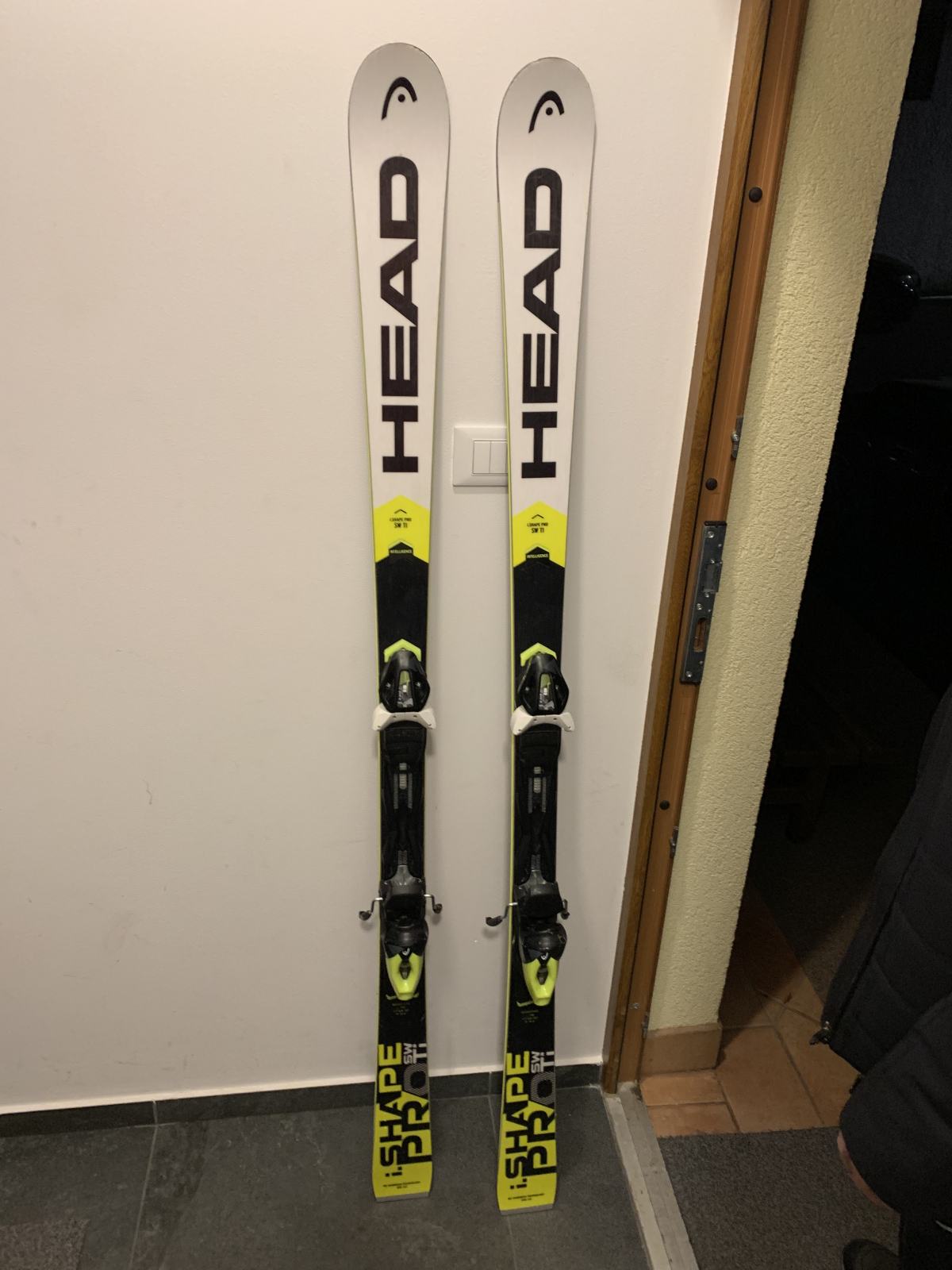 Smuči HEAD i.shape PRO