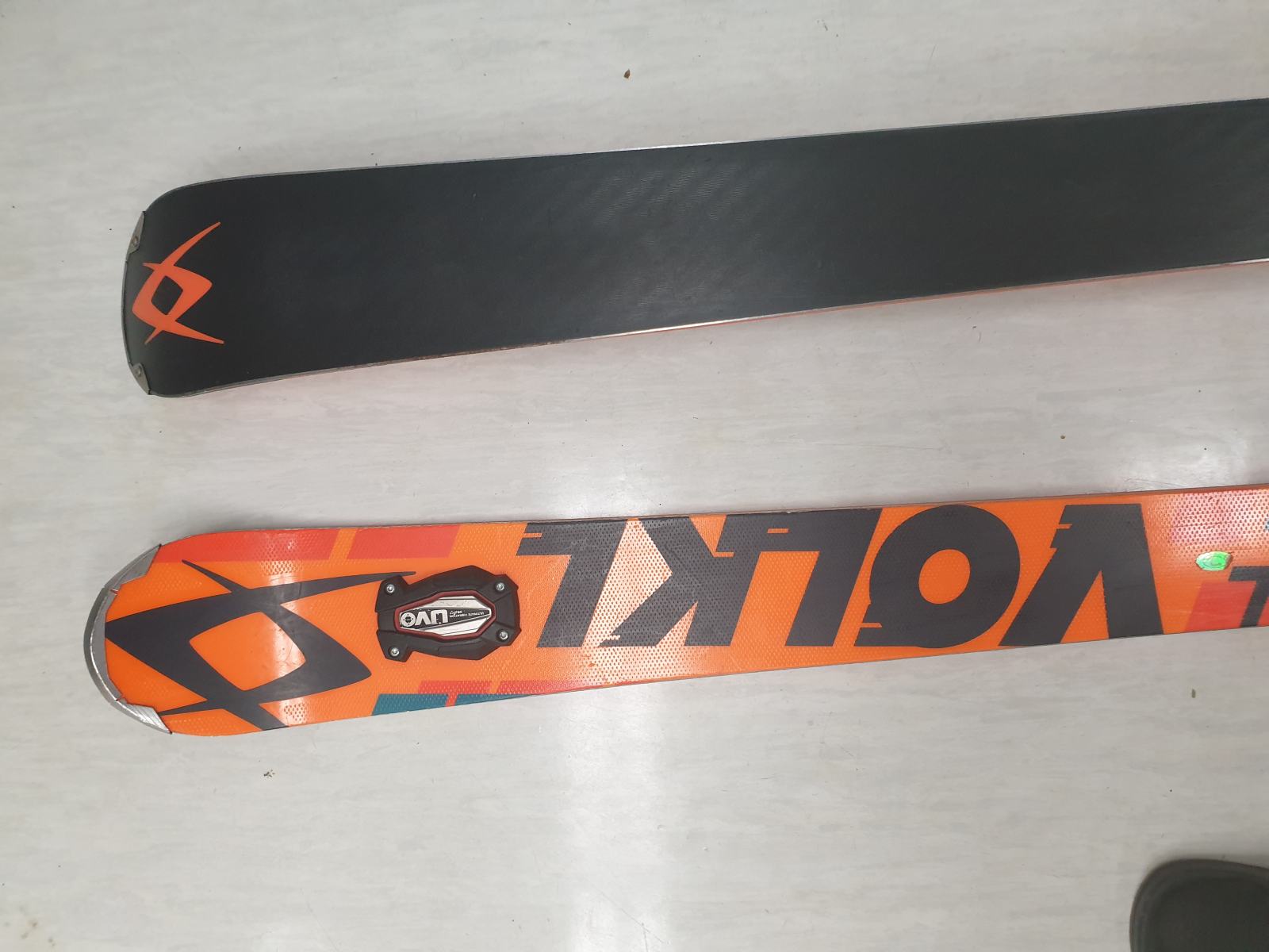 SMUČI VOLKL RACETIGER SG 175cm, r17,9