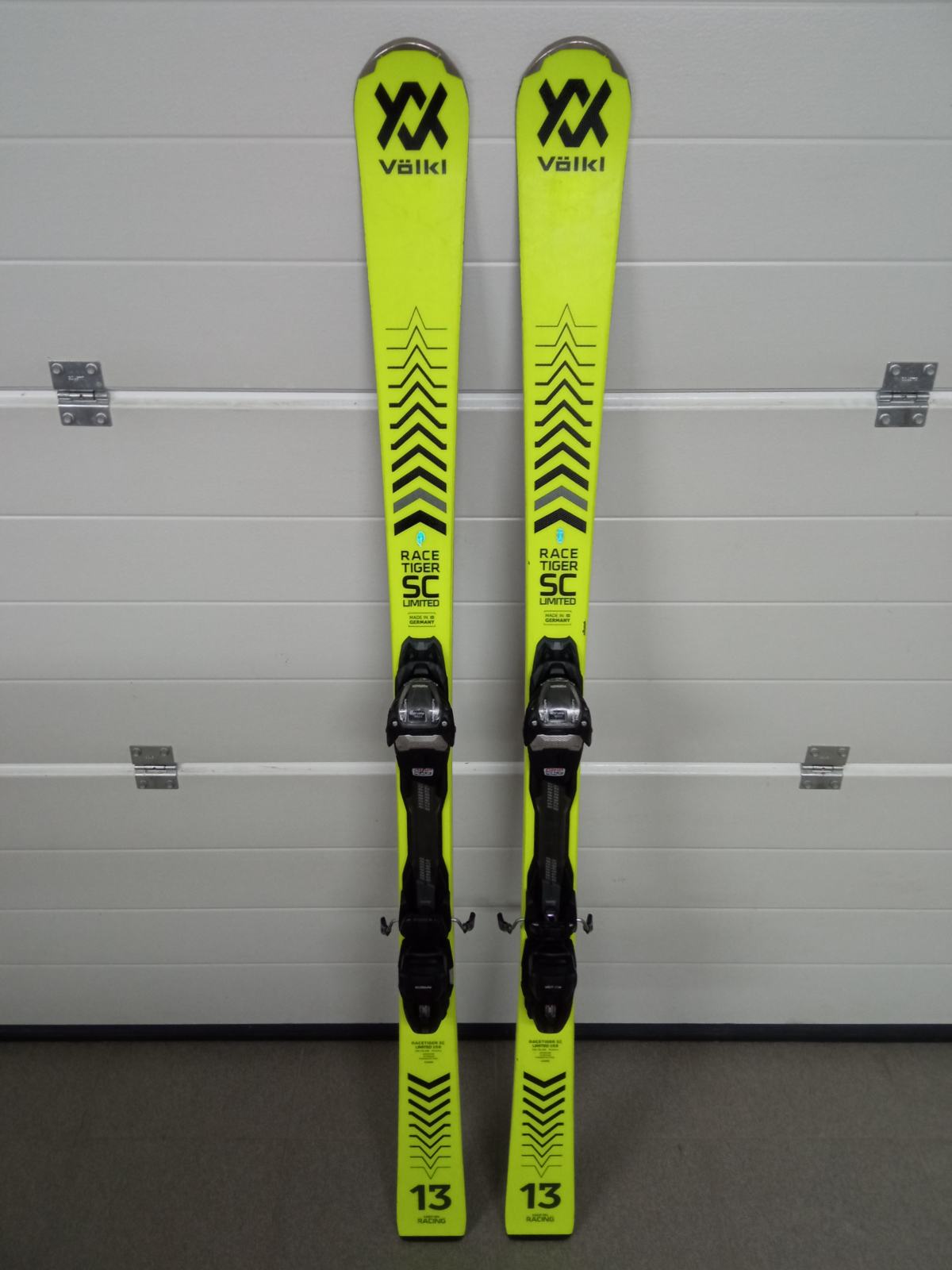 Volkl Racetiger SC, 158 cm, letnik 2022