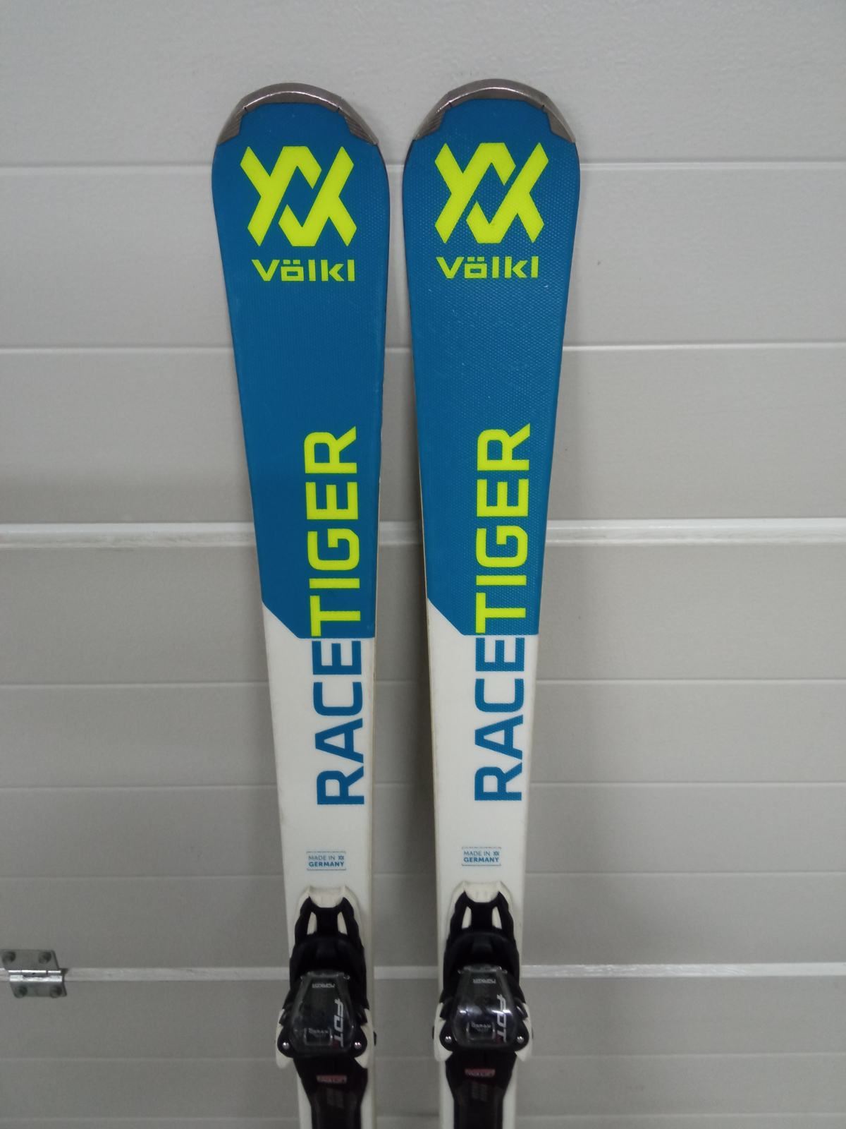 Volkl Racetiger SC Limited, 153 cm, letnik 2019