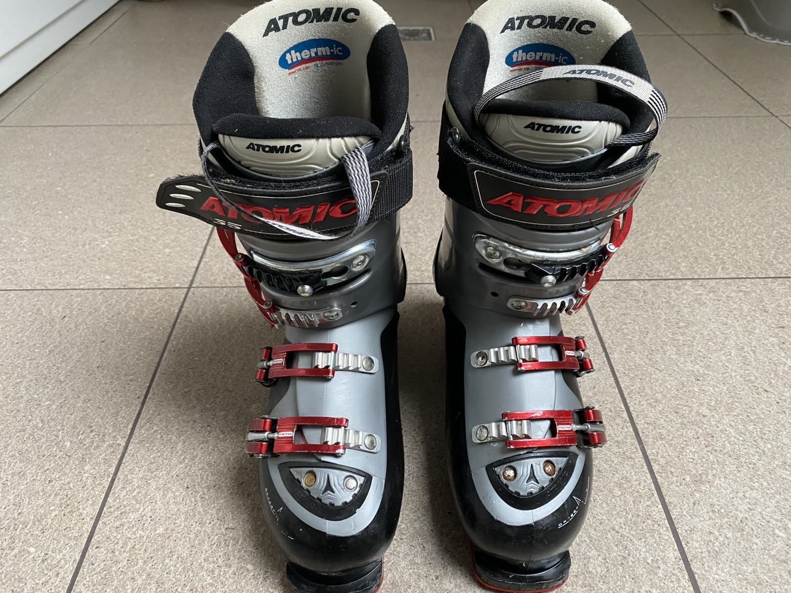 Smučarski čevlji Atomic B TECH Series SX