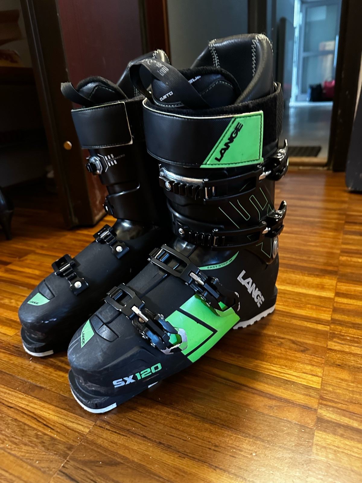 Smučarski čevlji LANGE SX 120 27.5