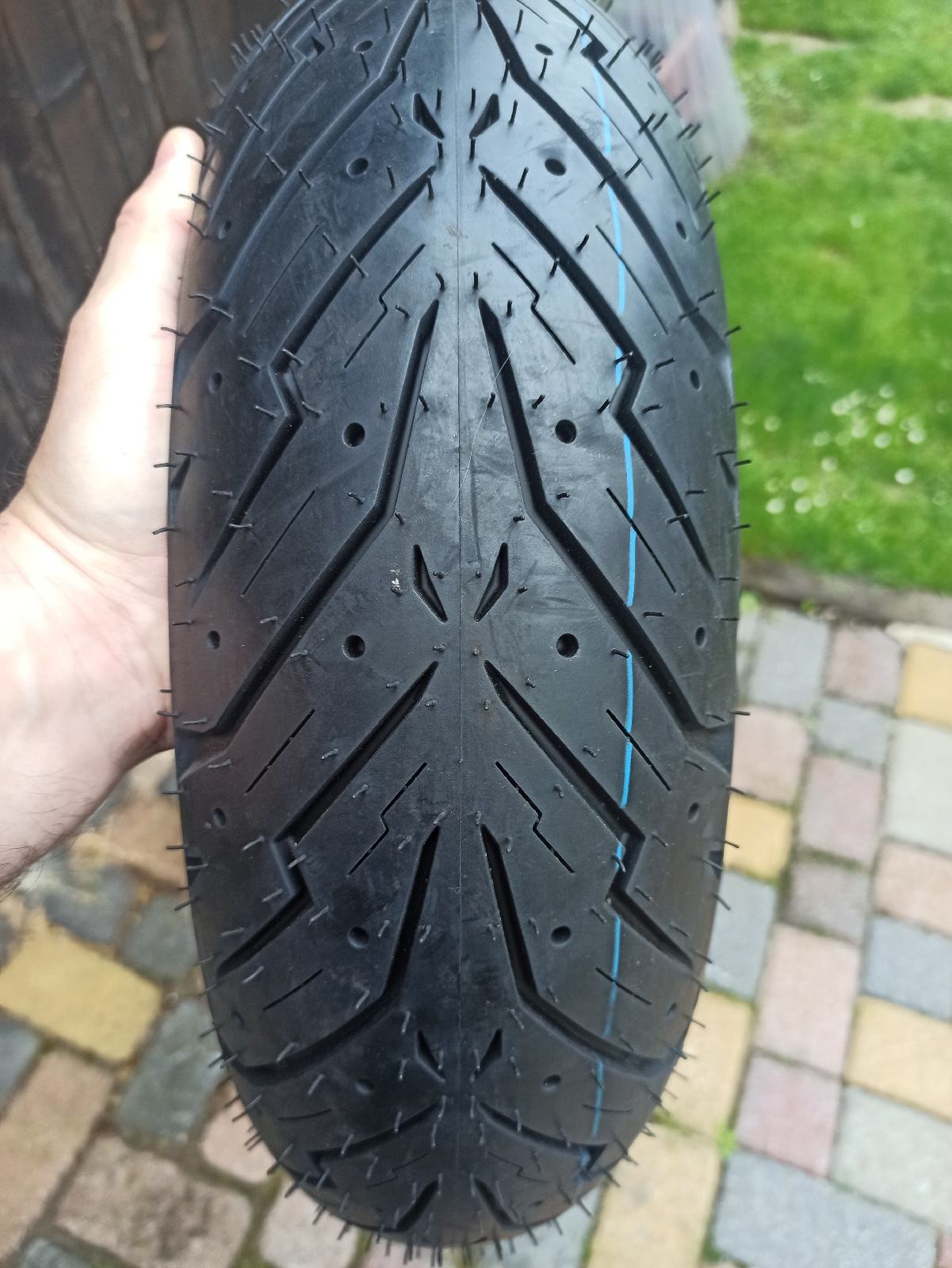 Pirelli Angel Scooter 130/70-11