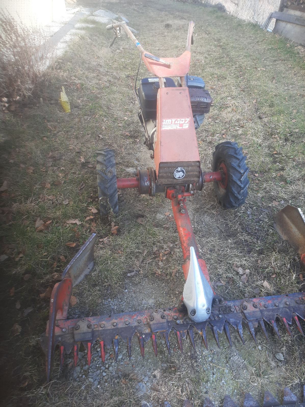 Kupim kosilnico imt 407