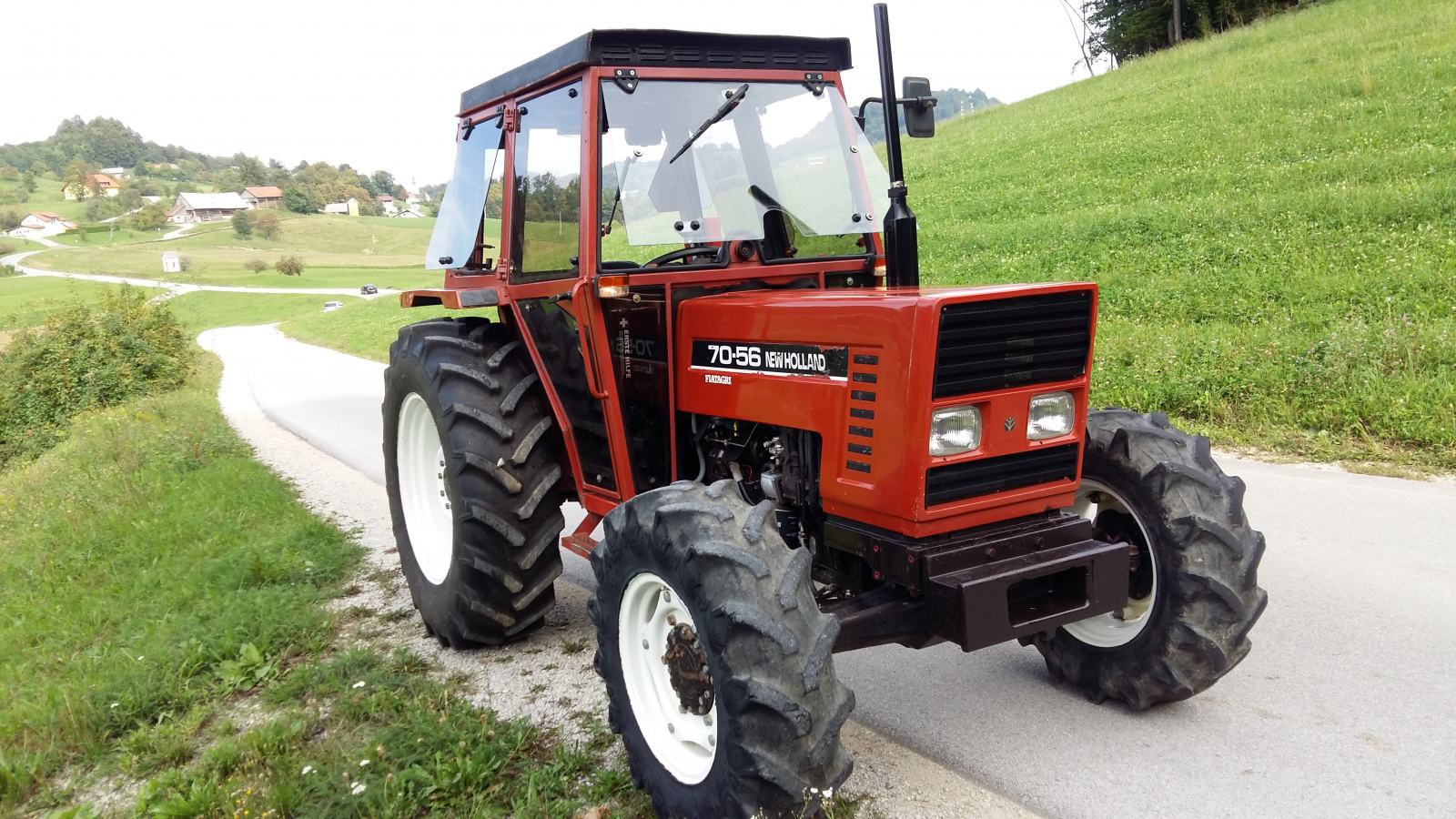 KUPIM TRAKTOR