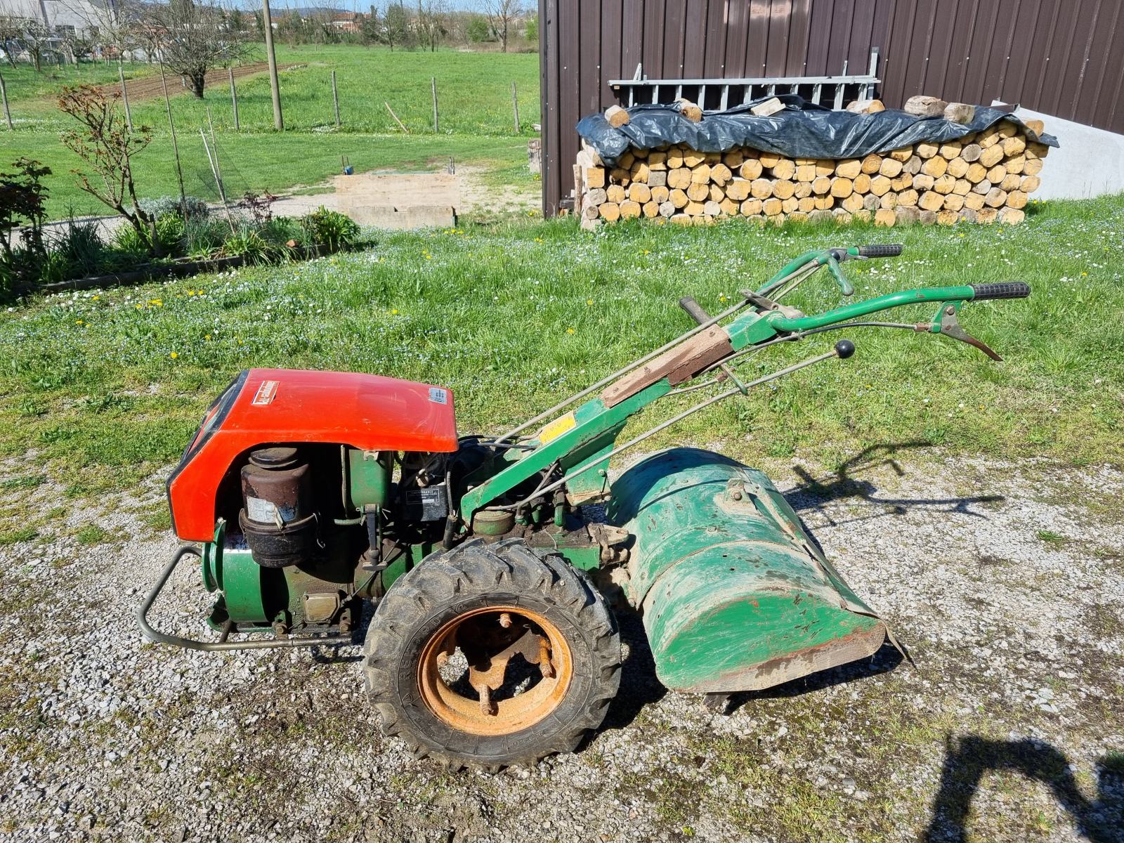 Motokultivator s frezo Labinprogres -TPS