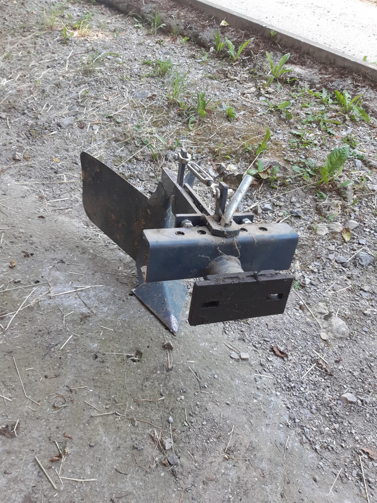 PLUG za MOTOKULTIVATOR