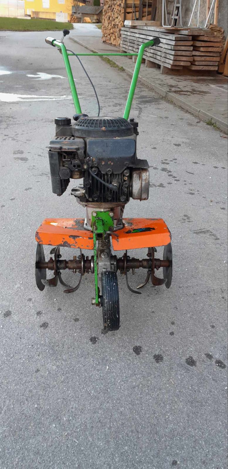 Prekopalnik Muta Hobi, Motor Briggs & Stratton, Quantum Xm 35