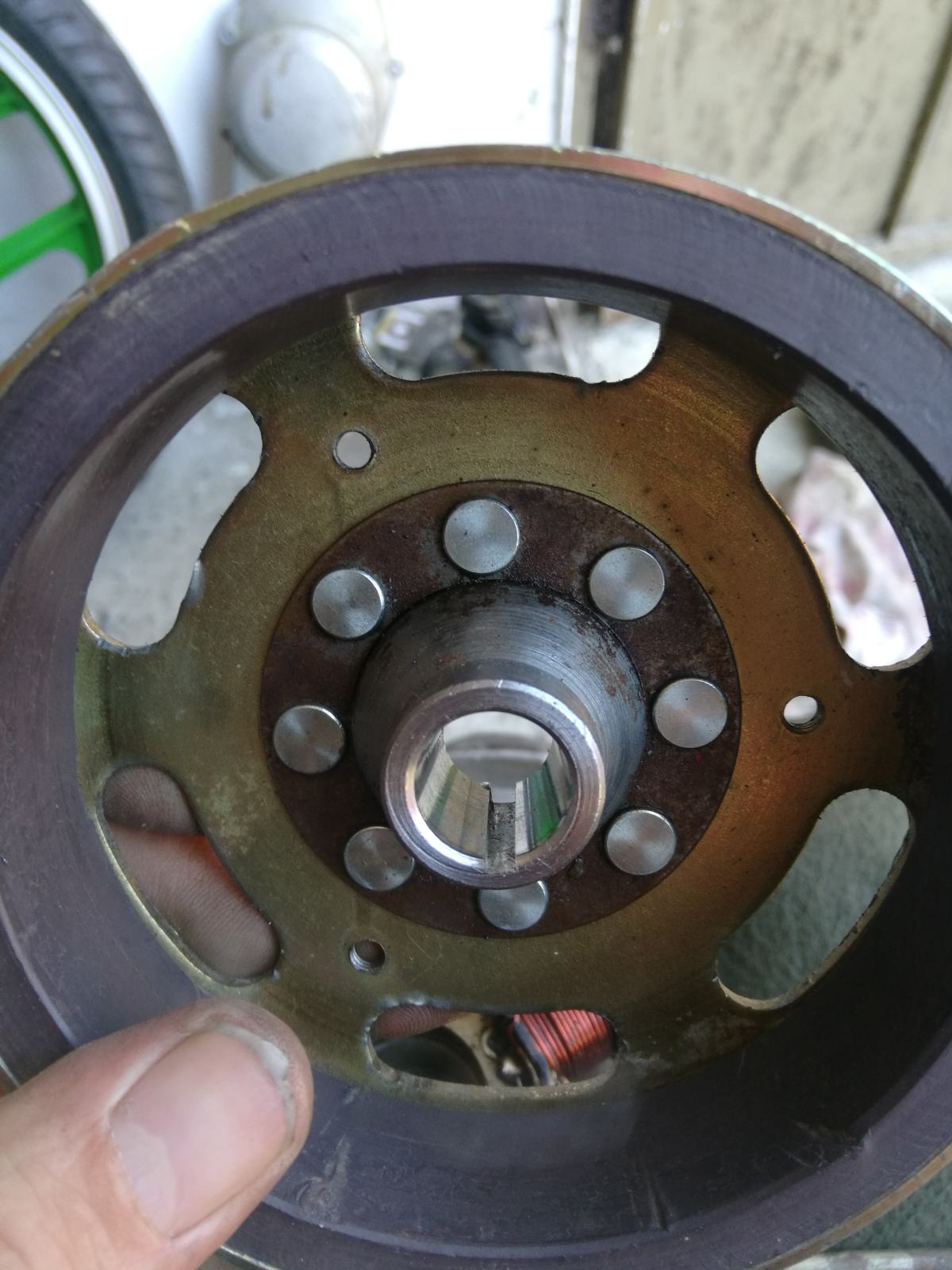 Deli za Piaggio Sfera L.92 kolesi, cilindra, navitje, magnet, cdi