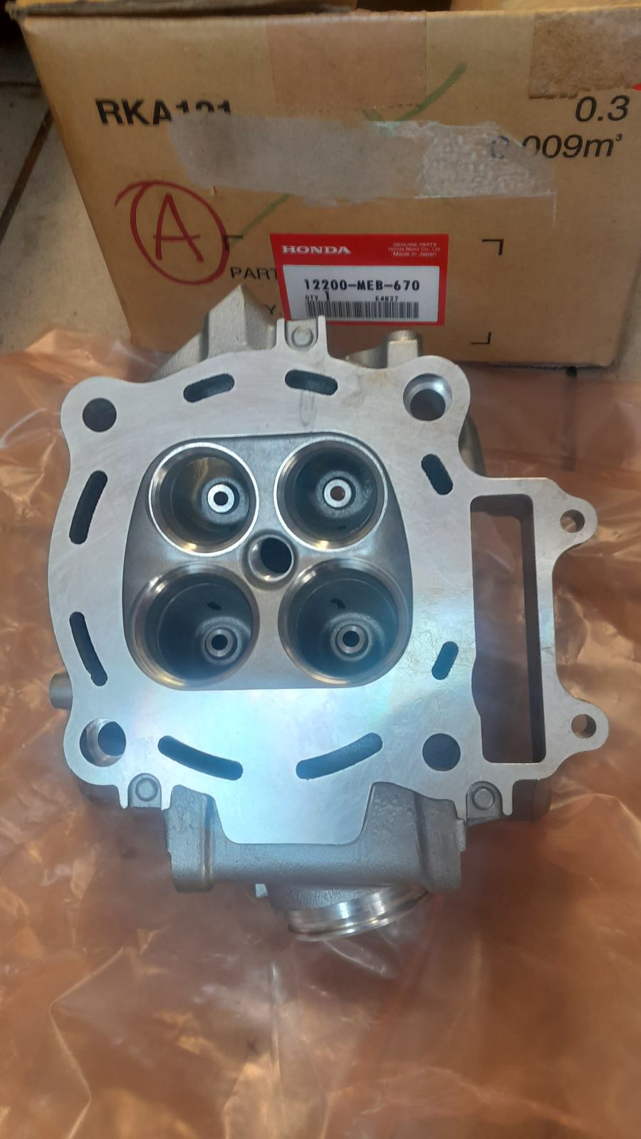 Glava motorja Honda CRF 450
